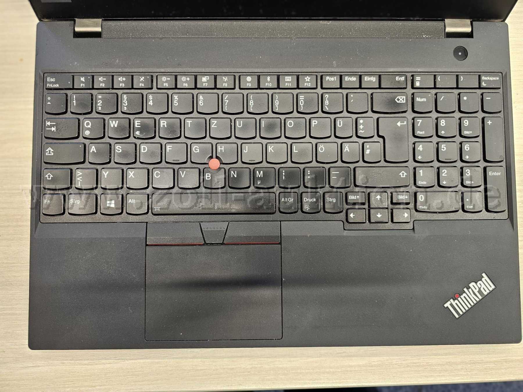 Zoll-Auktion - 100 T590 15" Notebooks der Firma Lenovo (ID 963892)