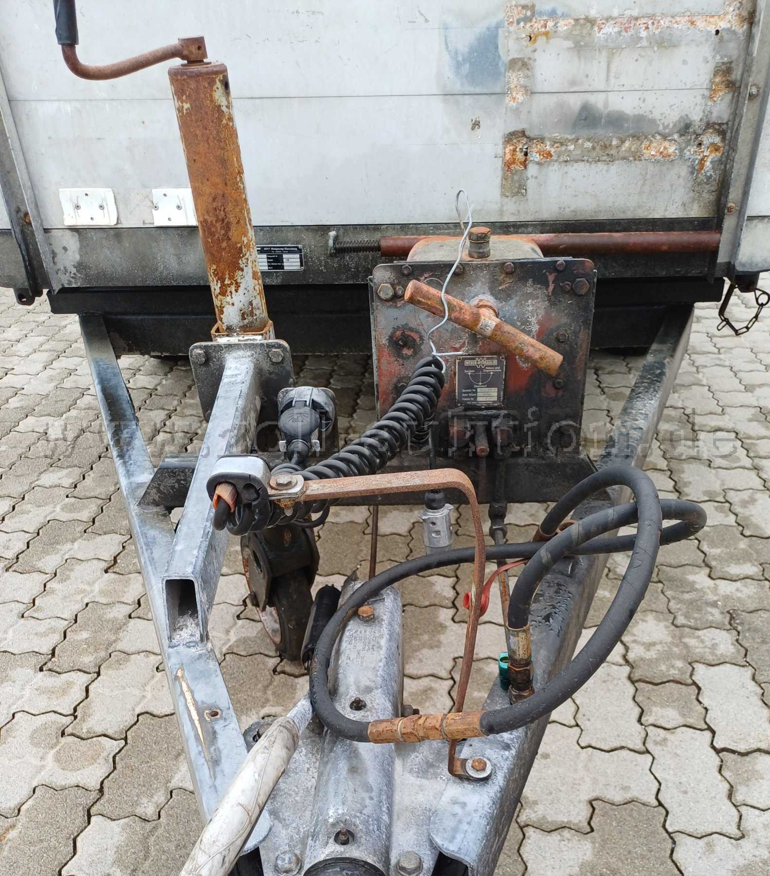 Zoll-Auktion - 1 Anhänger 2t, 3-Seiten Kipper, Obermeier PK 20 ...