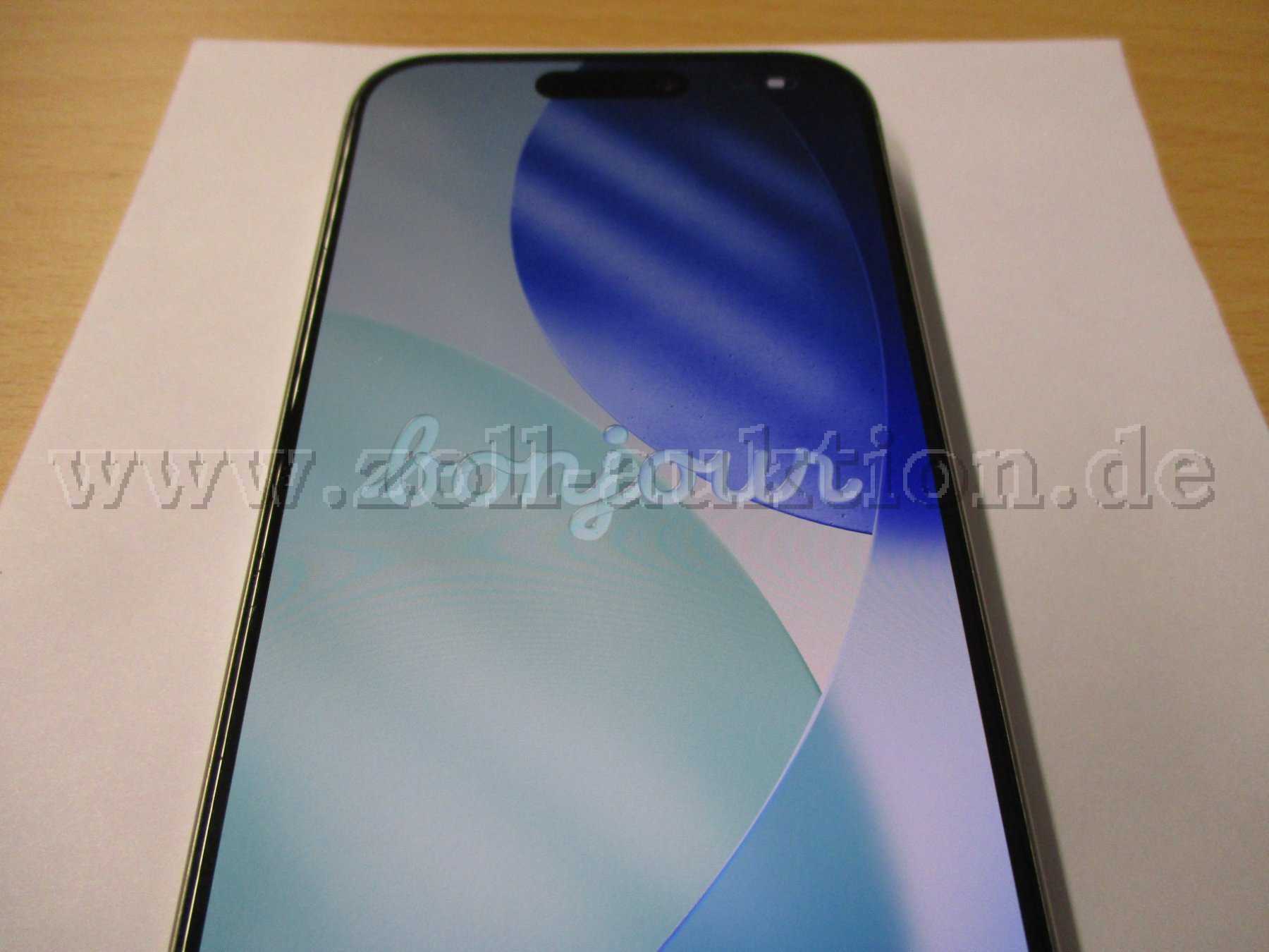 Zoll-Auktion - 1 Apple iPhone 15 Pro 128 GB - Titan Natur - 6,1 Zoll ...