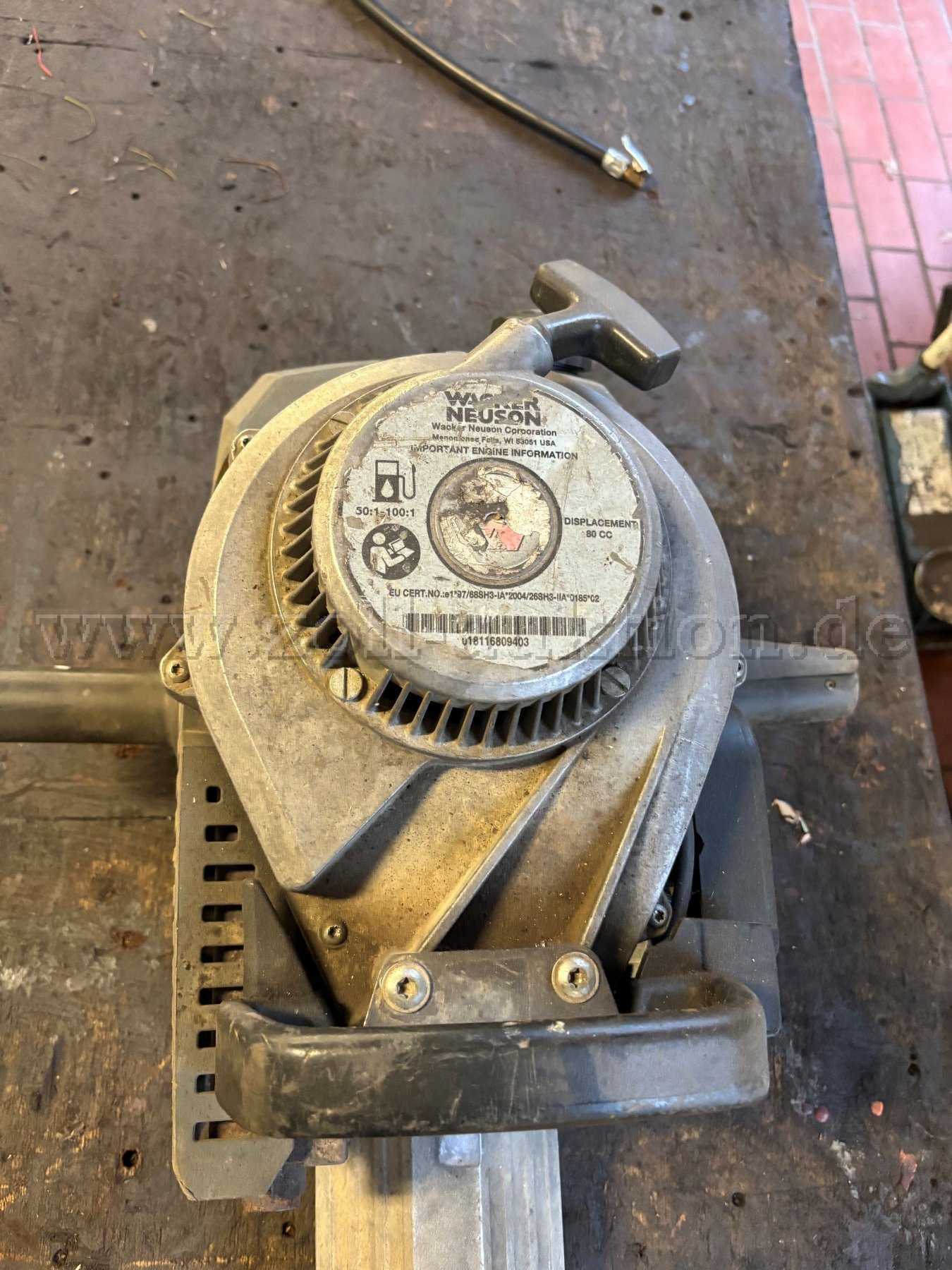Zoll-Auktion - 1 Benzinabbruchhammer Wacker Neuson BH 23 (ID 965647)