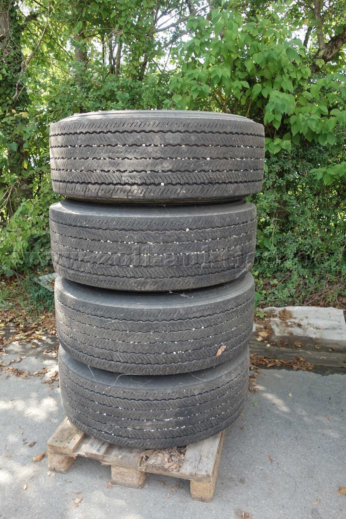 Zoll-Auktion - 1 Bereifung Unimog Continental Winter M+S, HDC 385/65 R22.5 (ID 918328)