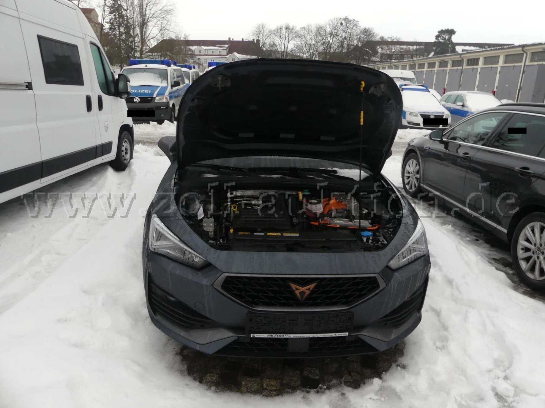 Zoll-Auktion - 1 Cupra Leon Sportstourer 1.4 e-HYBRID OPF - BD8-2777E ...