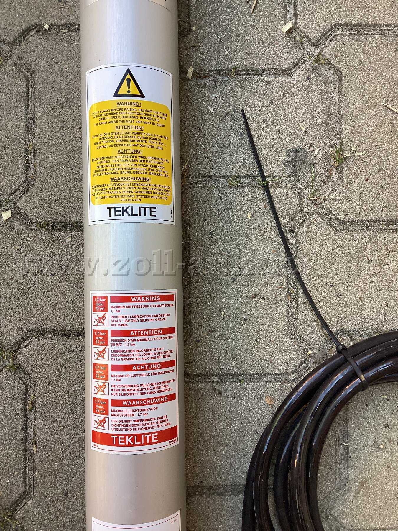 Zoll-Auktion - 1 Flutlichtmast TEKLITE TF 335E T/3 (ID 928704)