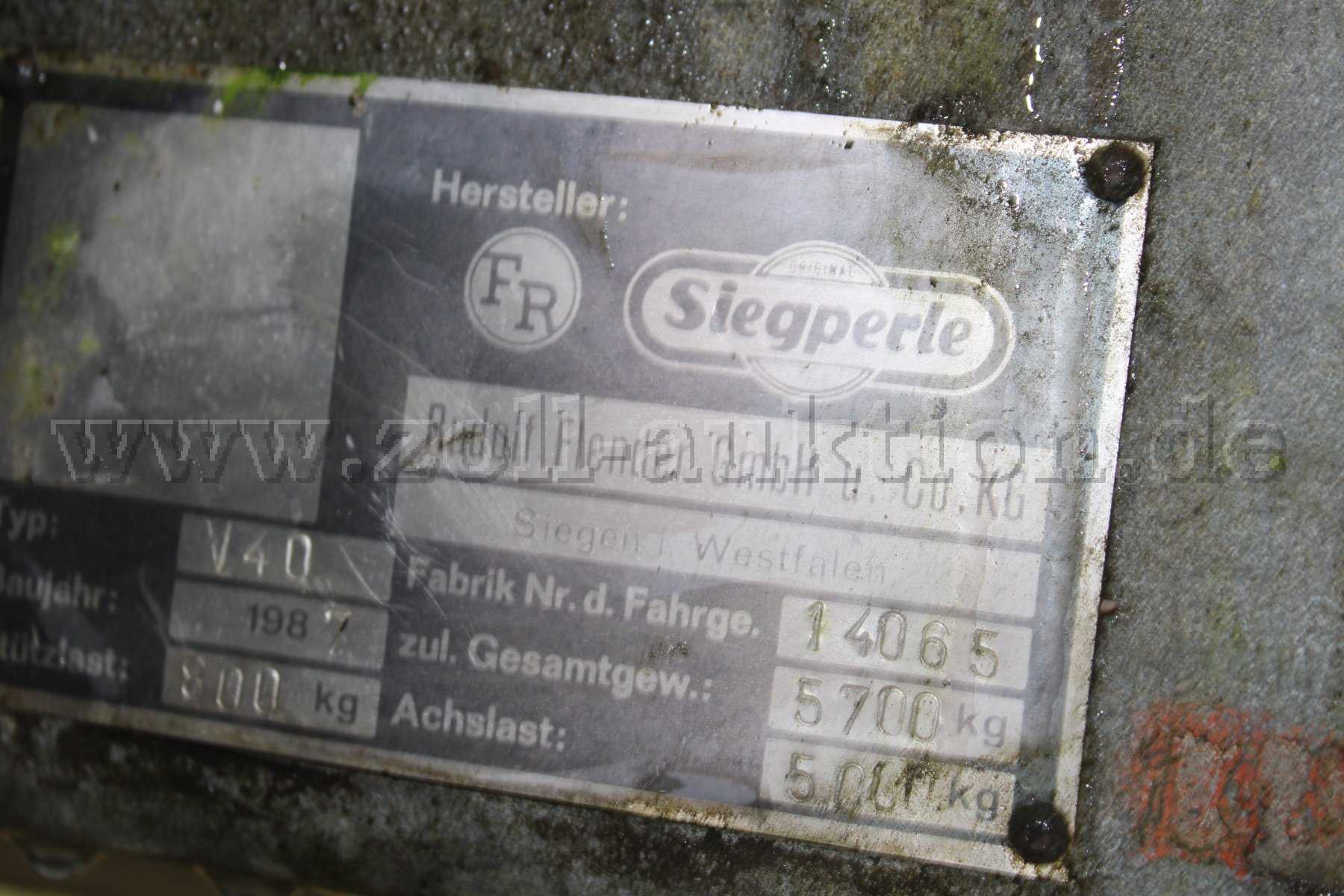 Zoll-Auktion - 1 Güllefass mit einem Volumen von 4000 ltr.der Marke ...