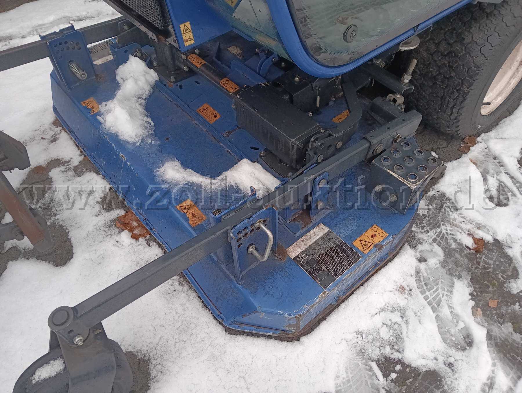 Zoll-Auktion - 1 Großflächenmäher Iseki SF 450 mit Ersatzteilen mit Motorschaden (ID 934894)