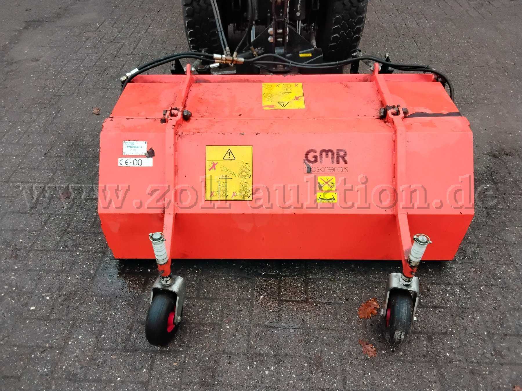 Zoll-Auktion - 1 Kehrmaschine GMR Stensballe Maskin a/s mit ...