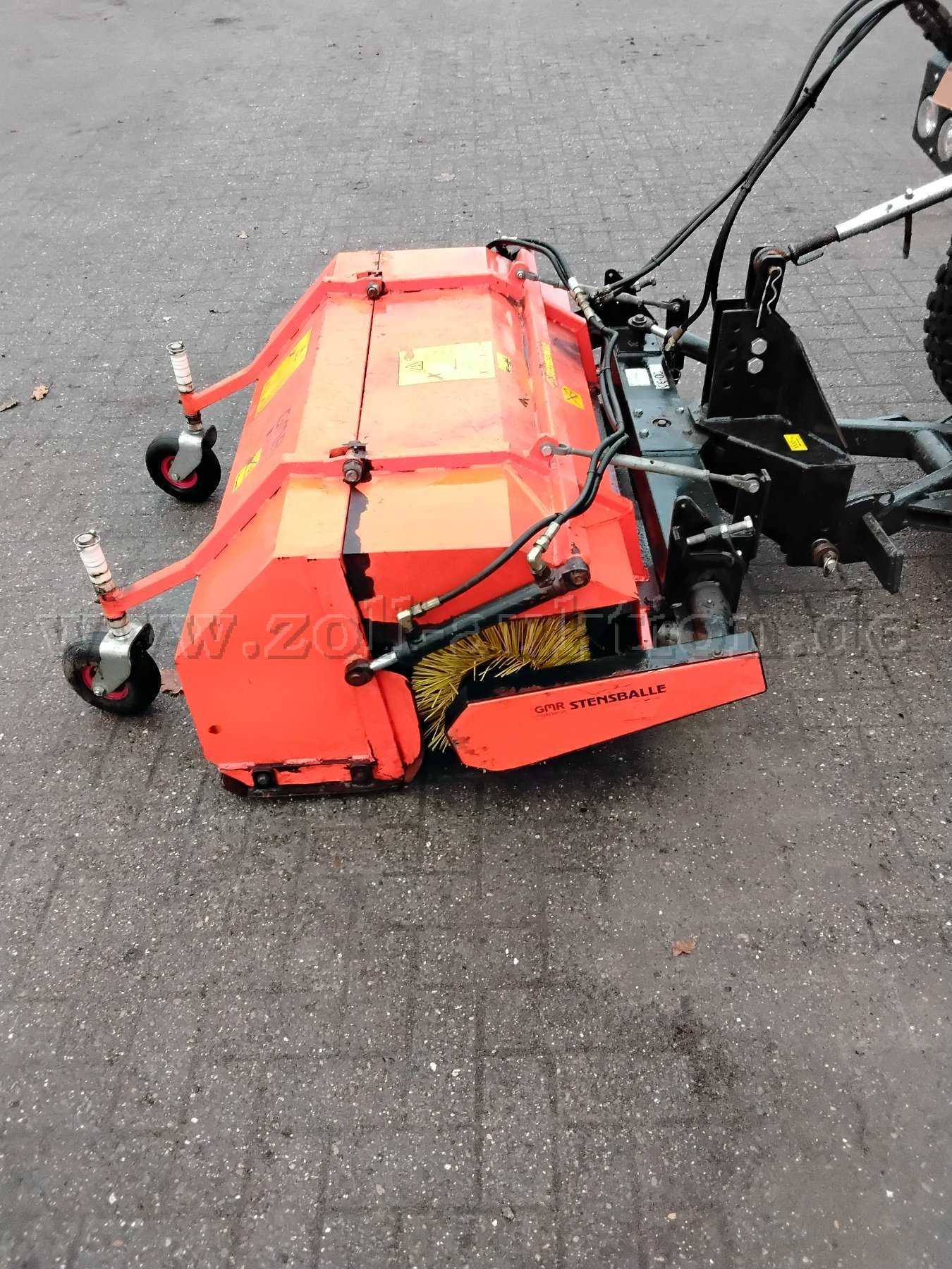 Zoll-Auktion - 1 Kehrmaschine GMR Stensballe Maskin a/s mit ...