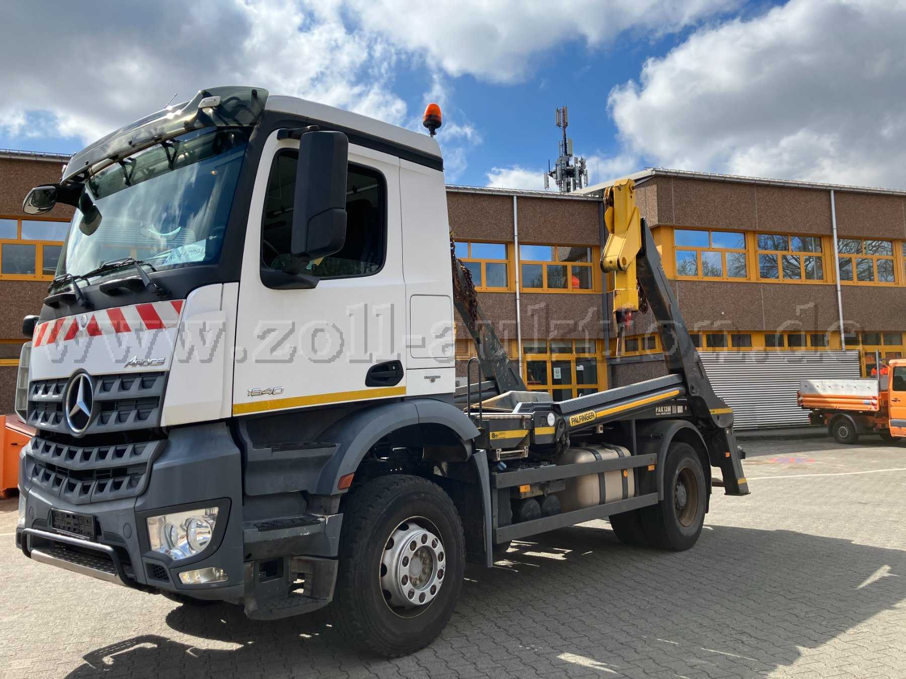 Zoll-Auktion - 1 LKW Mercedes Benz Arocs Palfinger PAK 13M Meier-Ratio ...