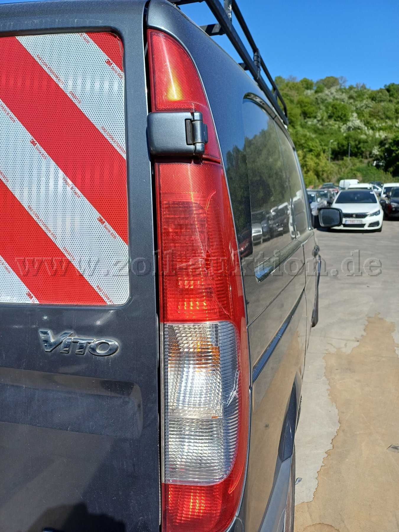 Zoll-Auktion - 1 MERCEDES Vito 2143 ccm - gebraucht als Teilespender ...