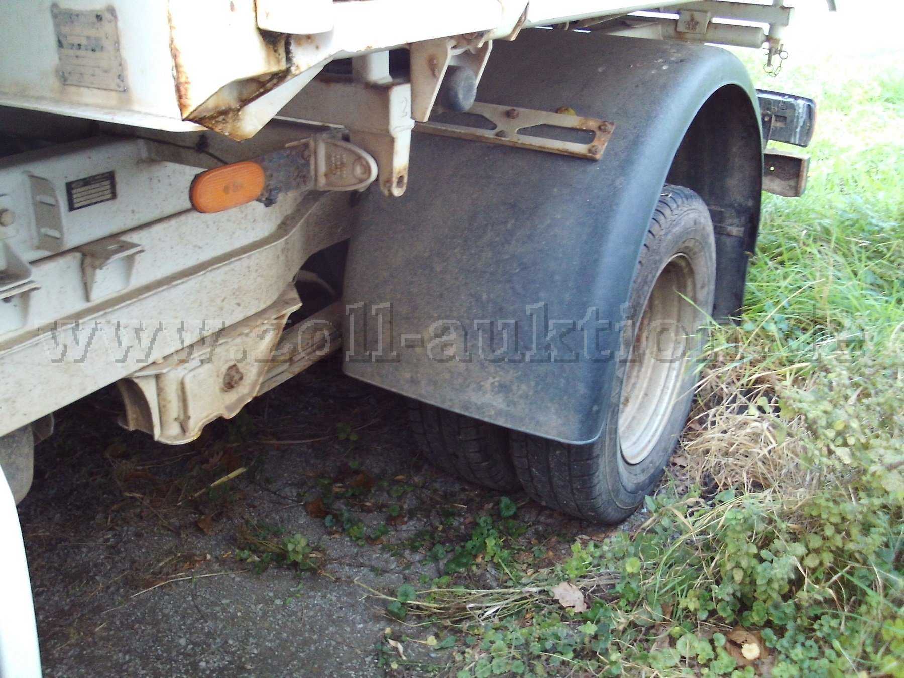 Zoll-Auktion - 1 Mercedes Benz 516 CDI Sprinter 4x4 906.253 ...