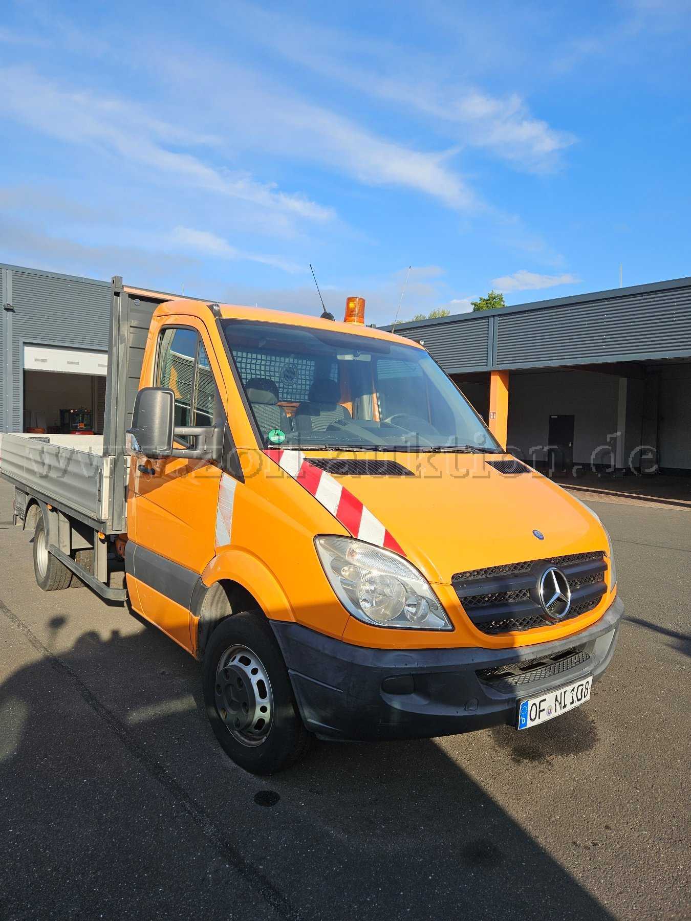 Zoll-Auktion - 1 Mercedes Benz Sprinter Daimler offener Kasten (ID 921270)