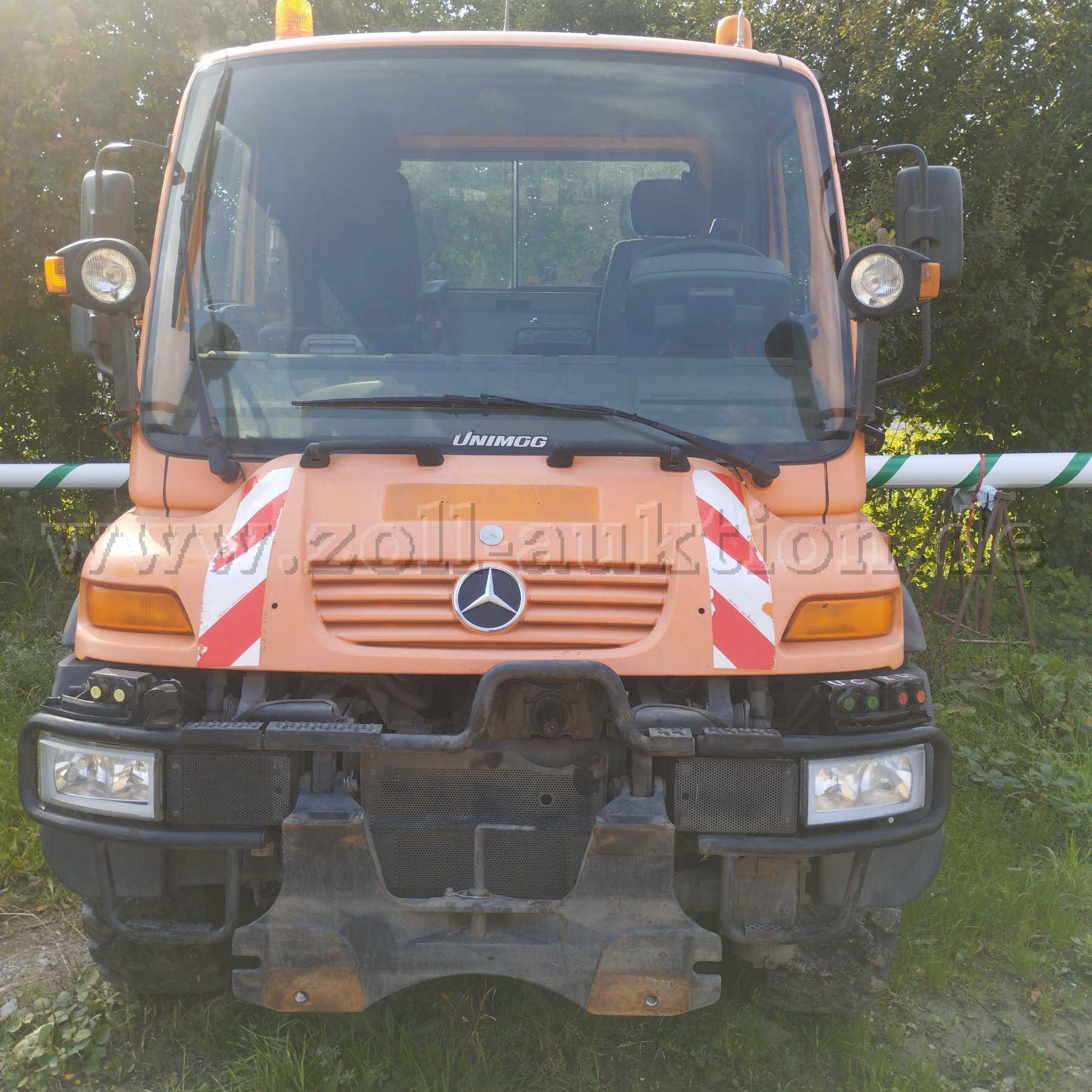 Zoll-Auktion - 1 Mercedes Benz Unimog U300 Kommunal Kipper (ID 925721)