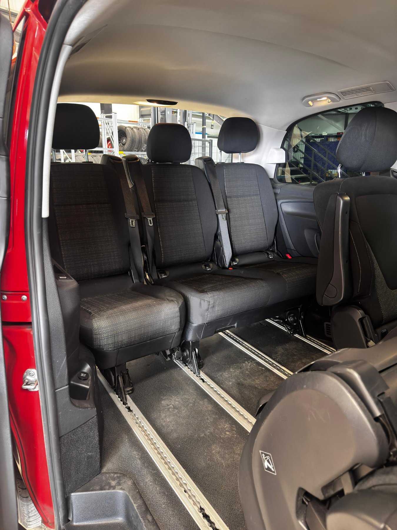 Zoll-Auktion - 1 Mercedes Benz Vito 119 CDI Tourer 4MATIC Kompakt Aut ...