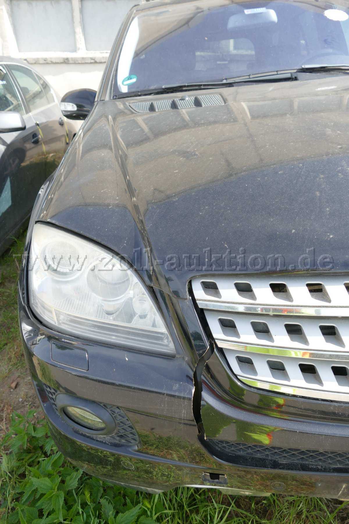 Zoll-Auktion - 1 Mercedes ML 420 CDI 4Matic (ID 965724)
