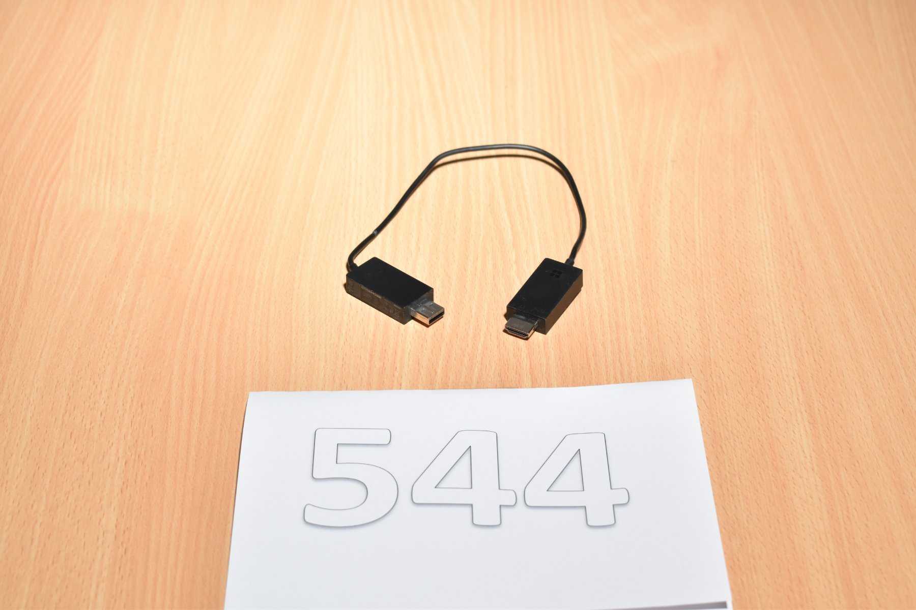 Zoll-Auktion - 1 Microsoft Wireless Display Adapter – MIRACAST – Modell ...