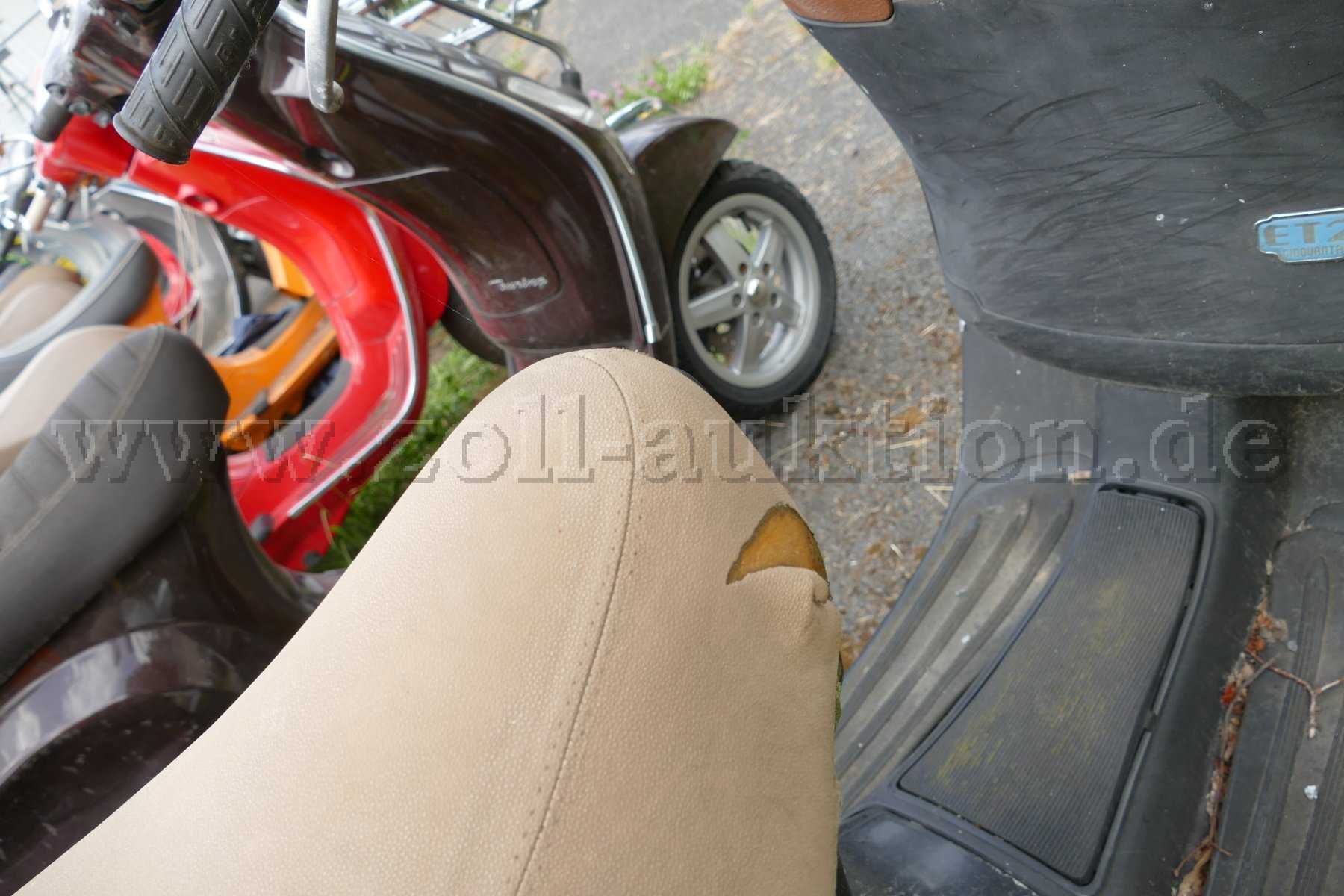 Zoll-Auktion - 1 Moped Piaggio Vespa ET2 / Bastlerfahrzeug (ID 965368)