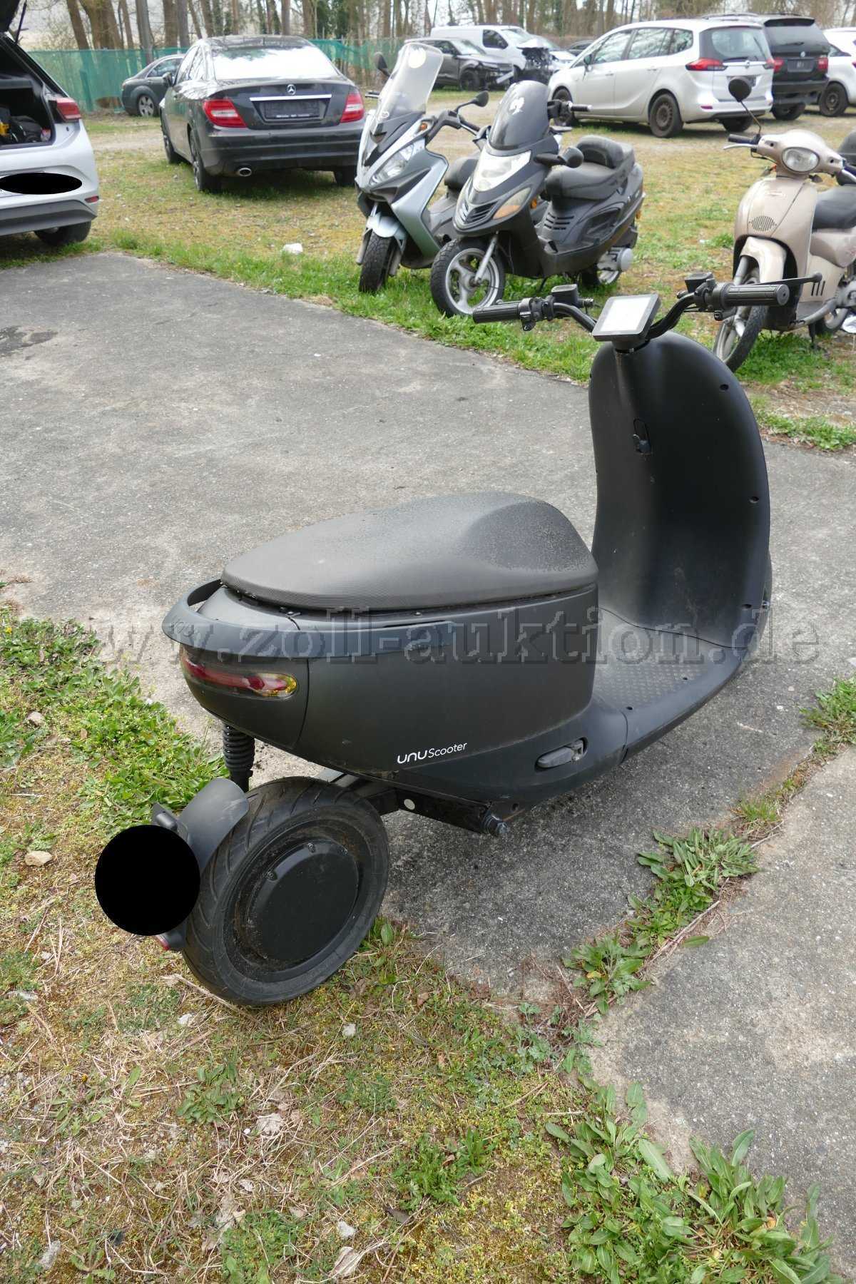 Zoll-Auktion - 1 Moped UNO / Bastlerfahrzeug (ID 965344)