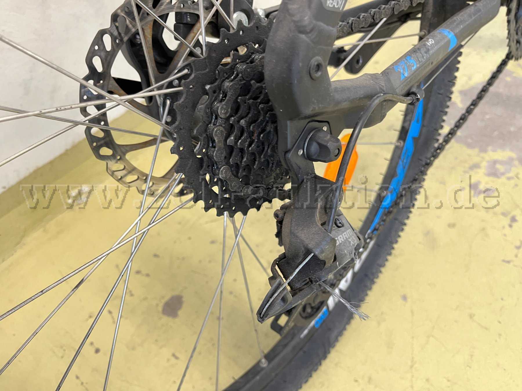 Zoll-Auktion - 1 Mountainbike von BTWIN "Rockrider 520" (27,5 Zoll, RH 44 cm) (ID 919504)