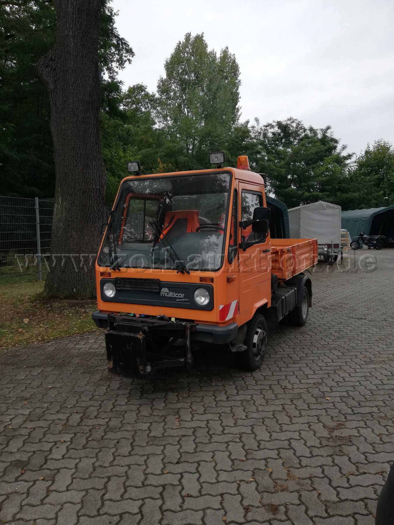 Zoll-Auktion - 1 Multicar M26 Ausführung WAK42 Allrad 4x4 3 Seiten ...