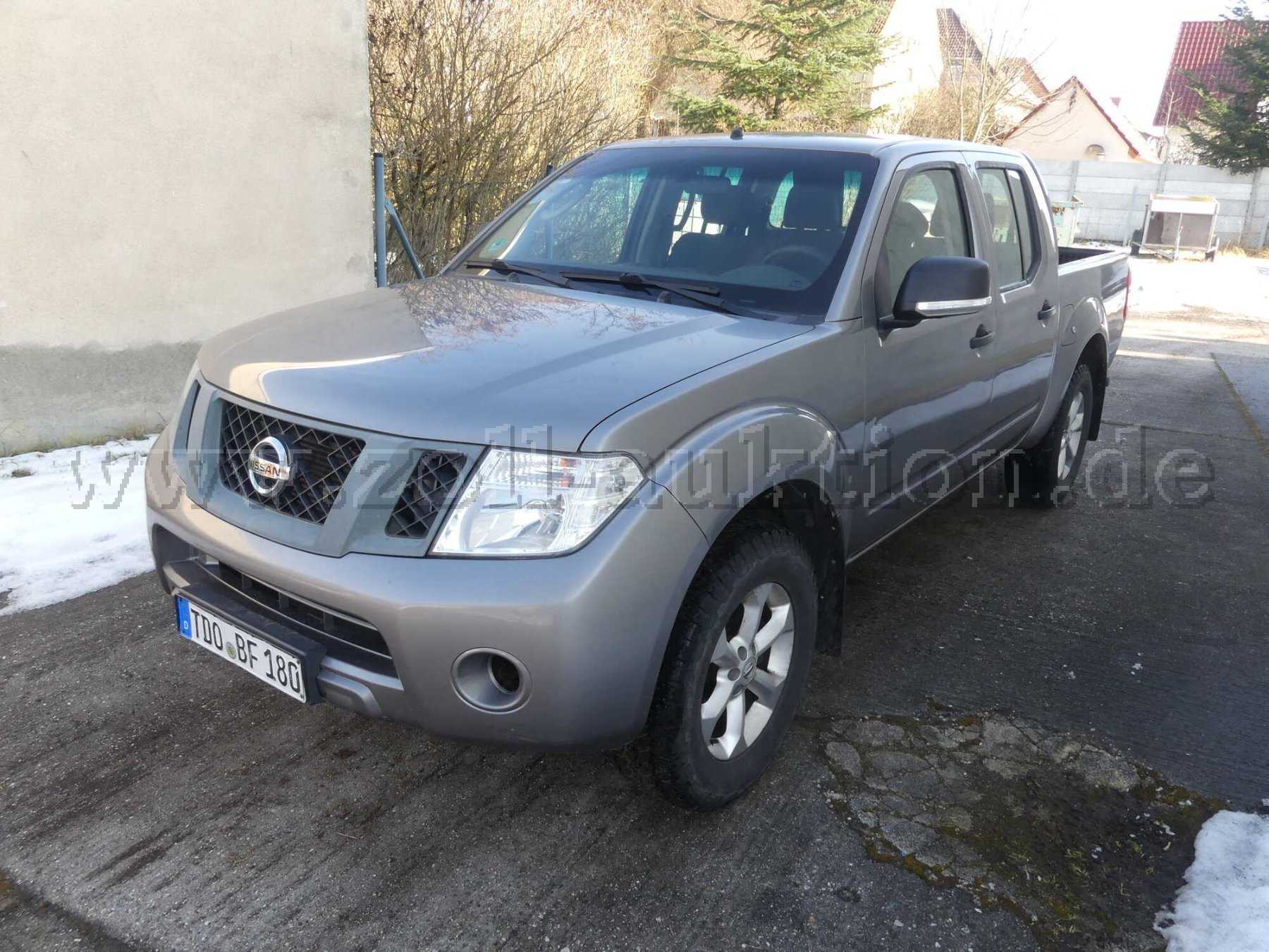 Zoll-Auktion - 1 Nissan Navara 2.5 dCi DPF Double Cab XE 4x4 *AHK ...