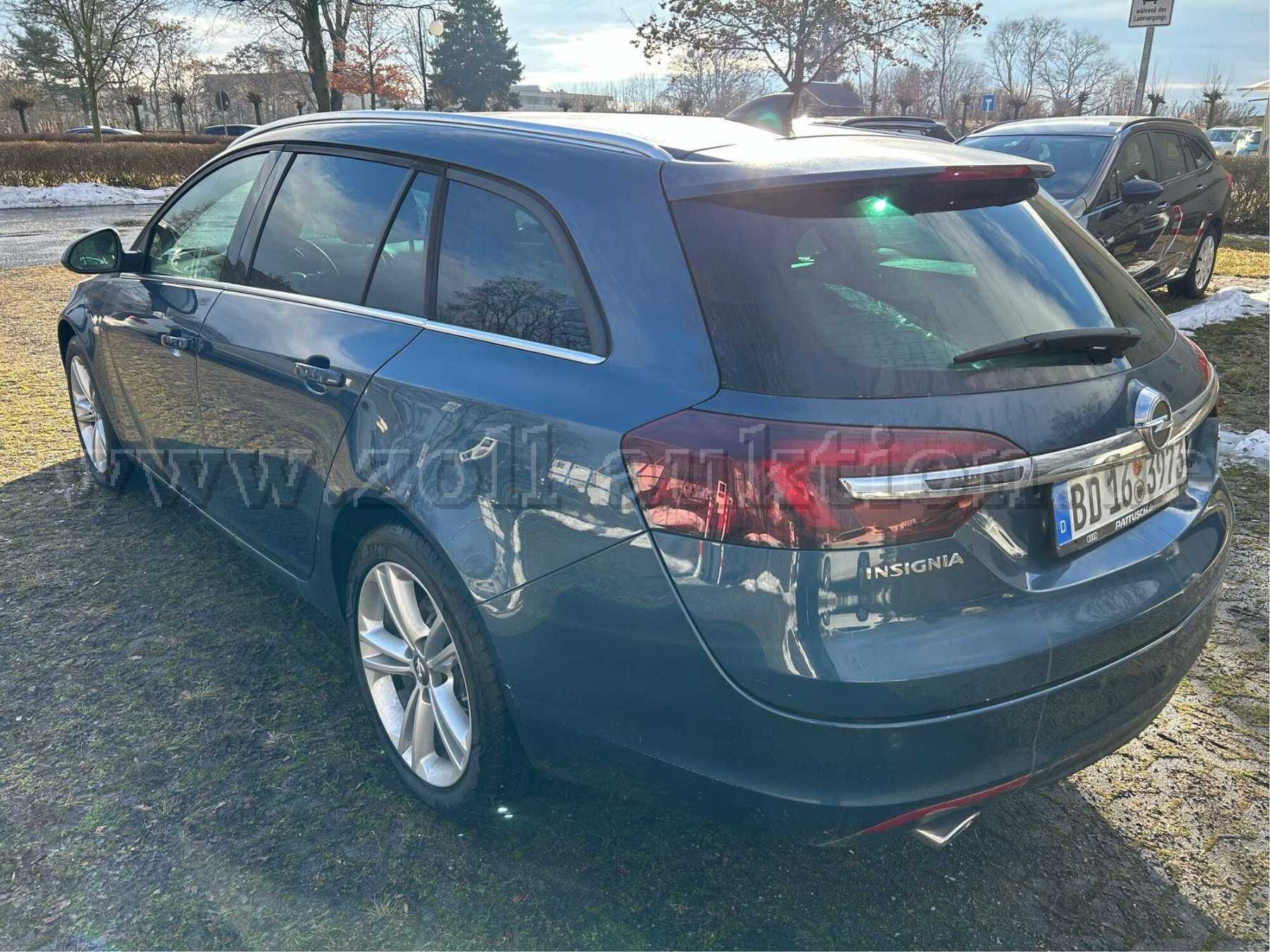 Zoll-Auktion - 1 Opel Insignia SportsTourer 2.0 CDTI Sport 4x4 - BD16 ...