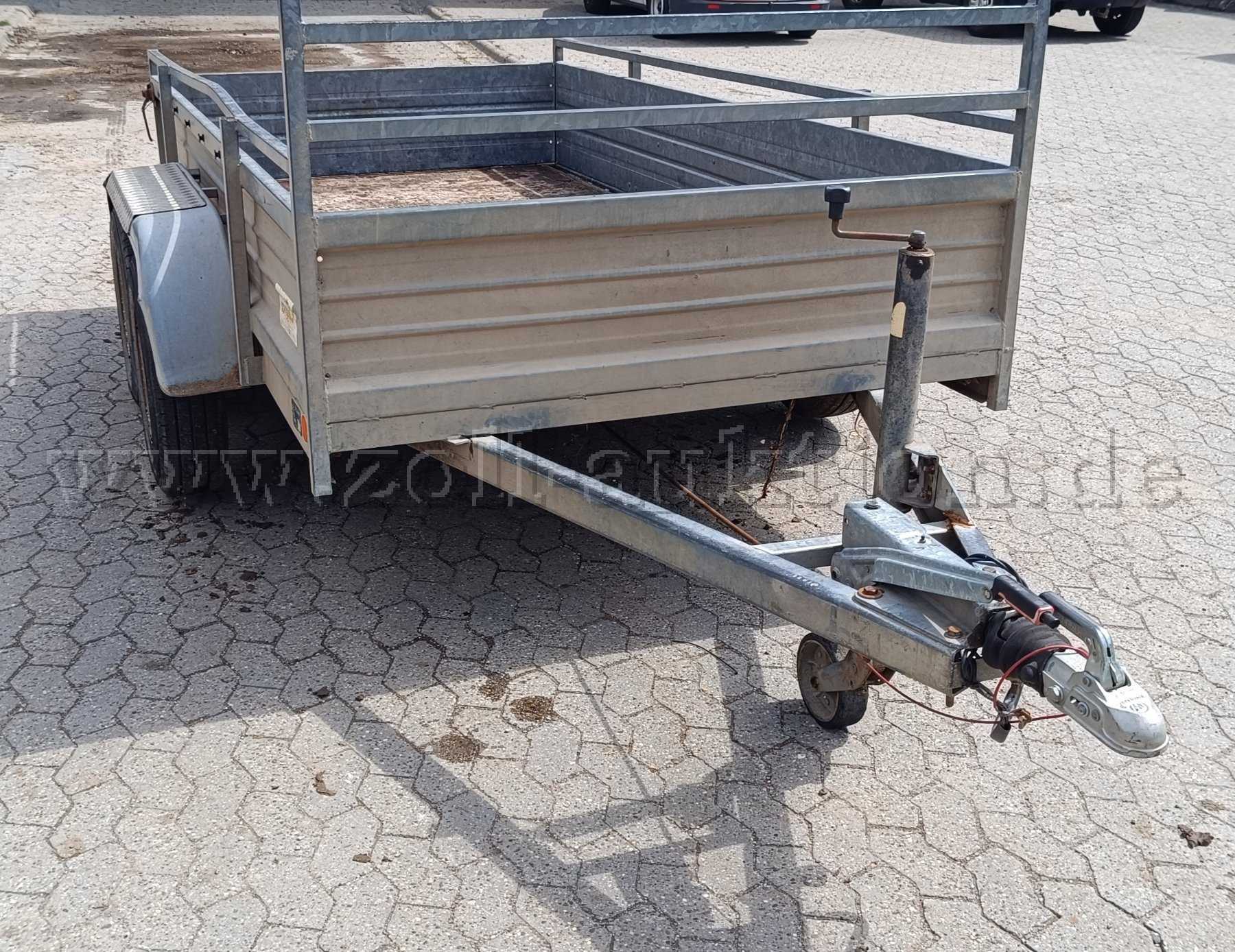 Zoll-Auktion - 1 PKW Anhänger, offener Kasten, Tieflader der Marke Schramm Fahrzeugbau, Typ ...