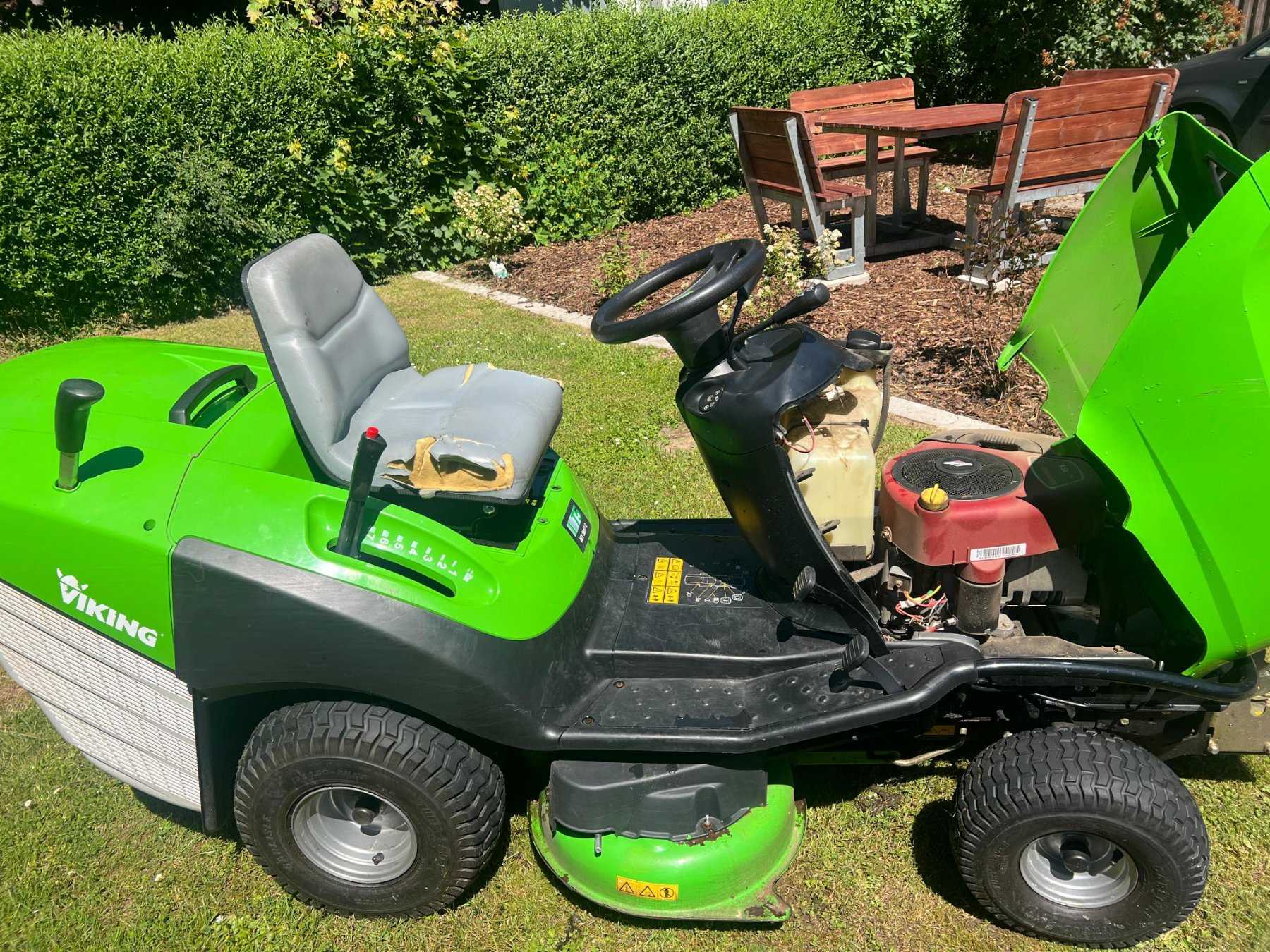 Zoll-Auktion - 1 Rasenmähtraktor VIKING MT 5097.0 C mit Mulch-Funktion ...