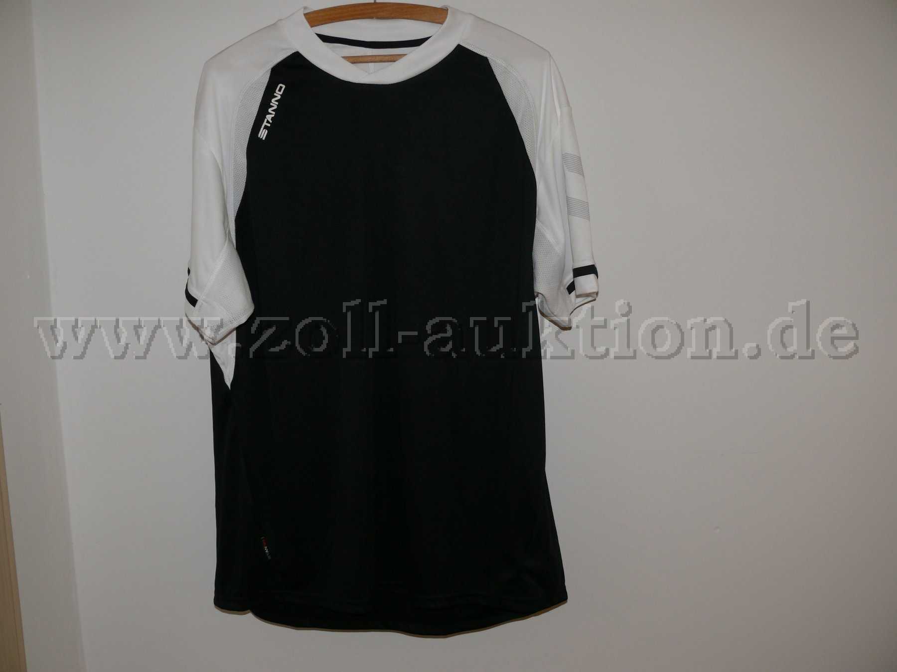 Zoll-Auktion - 1 Shirt, 1 Tight und 1 Short für Herren der Marken ...
