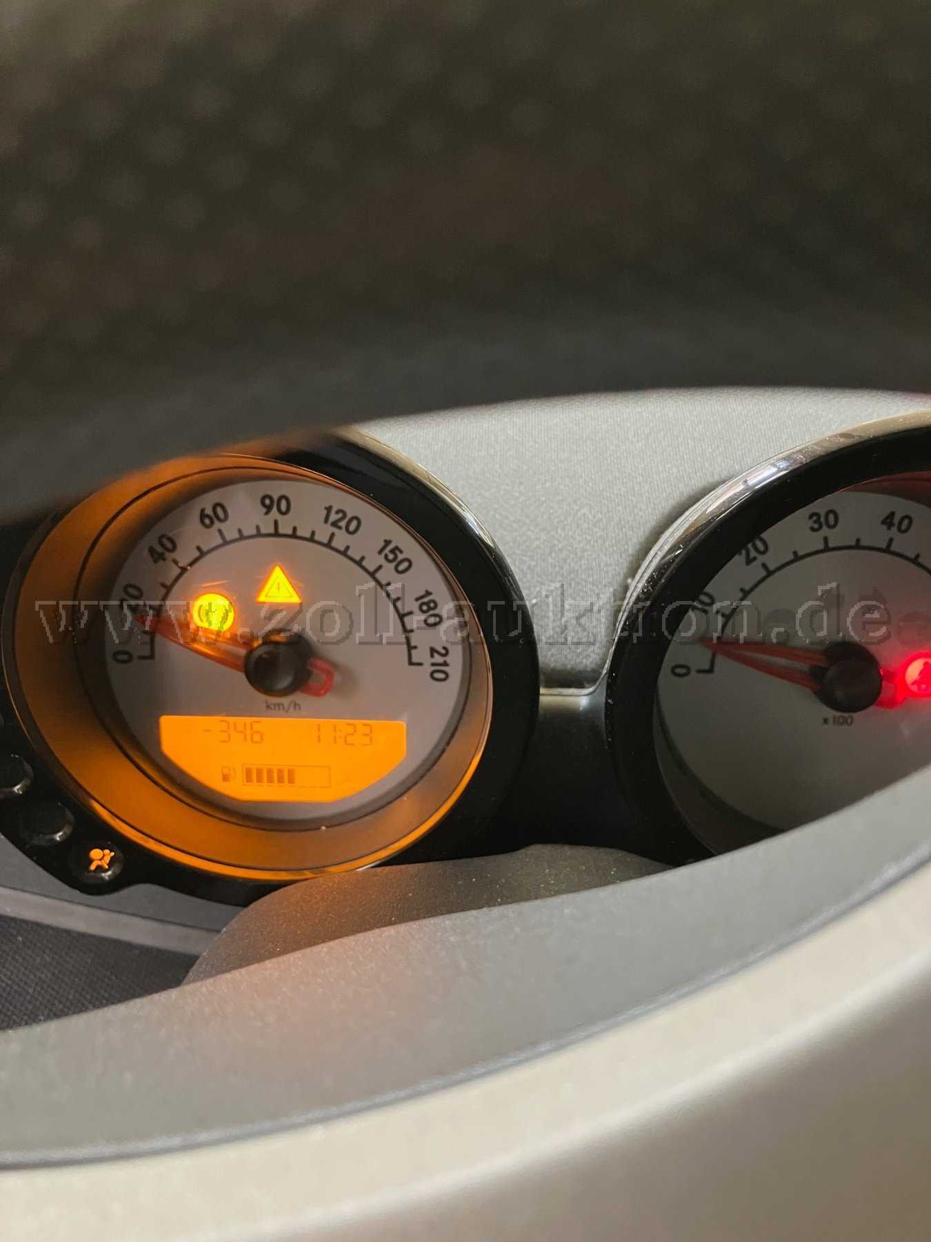 Zoll-Auktion - 1 Smart Forfour 1.1 (ID 938233)