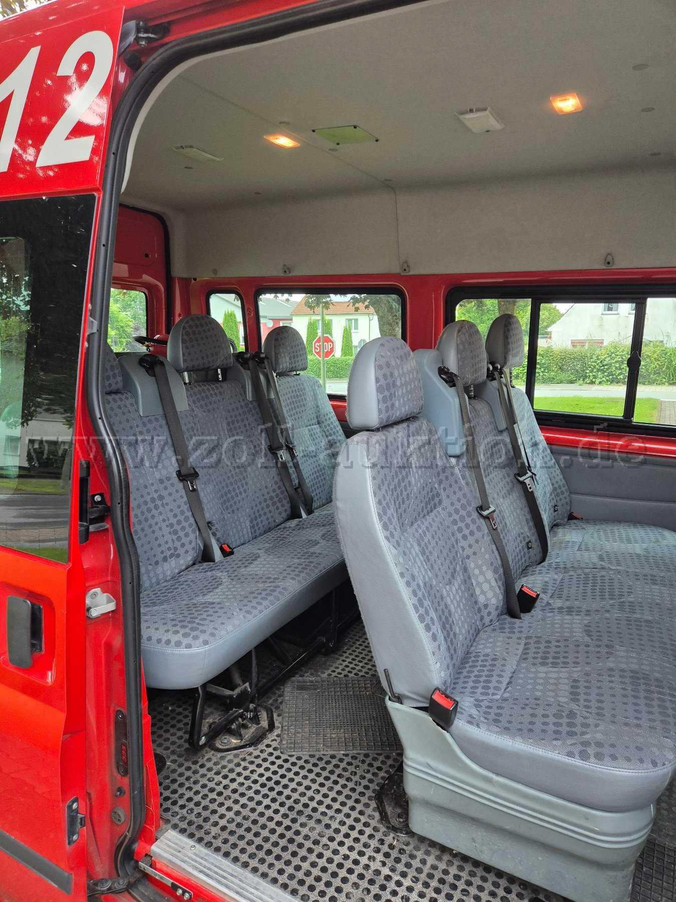 Zoll-Auktion - 1 Sonder-KFZ Feuerwehr MTW Mannschaftstransportwagen ...