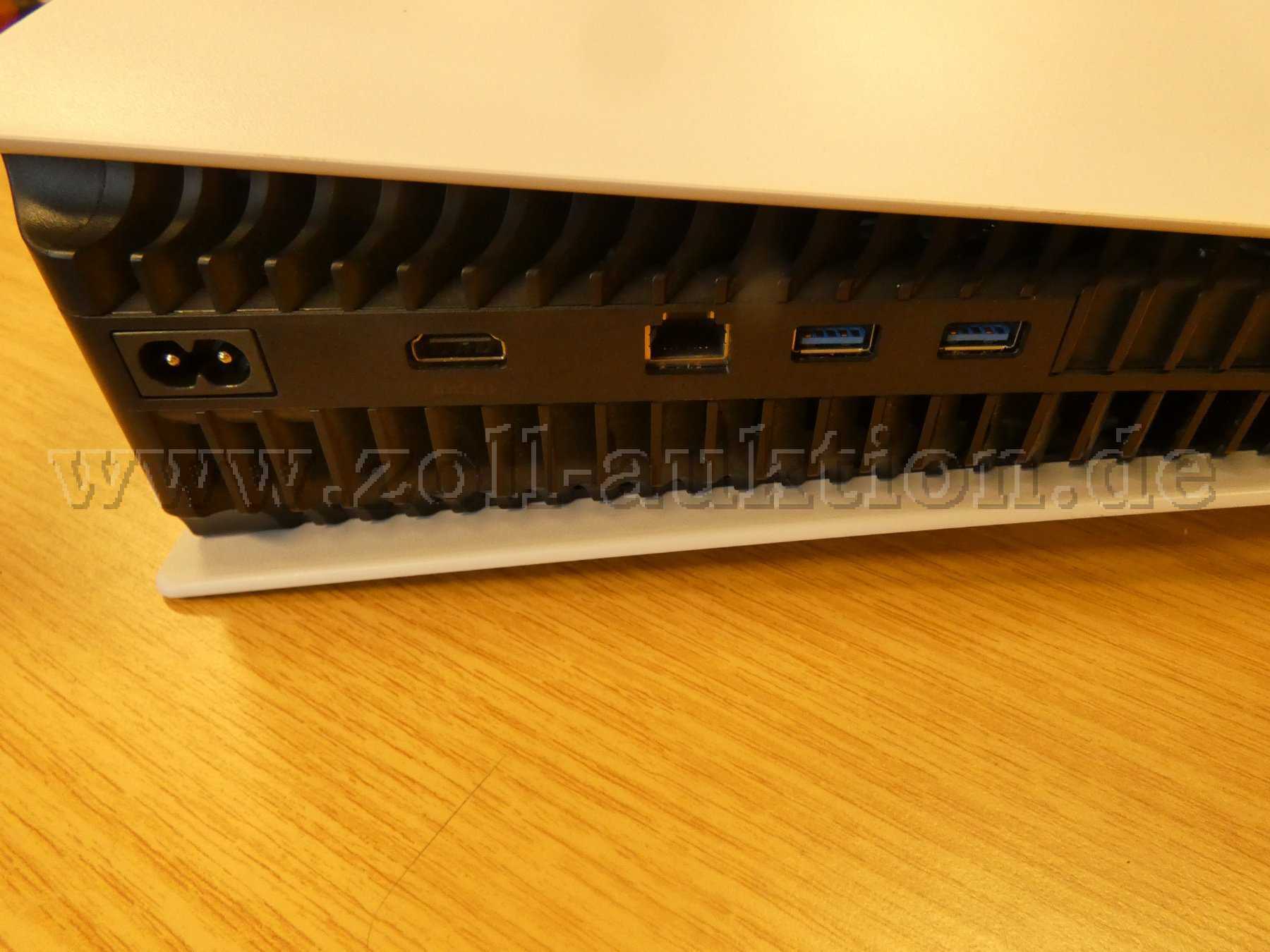 Zoll-Auktion - 1 Sony Playstation 5 Konsole, 825 GB, Model CFI-1216A, mit Laufwerk (ID 931075)