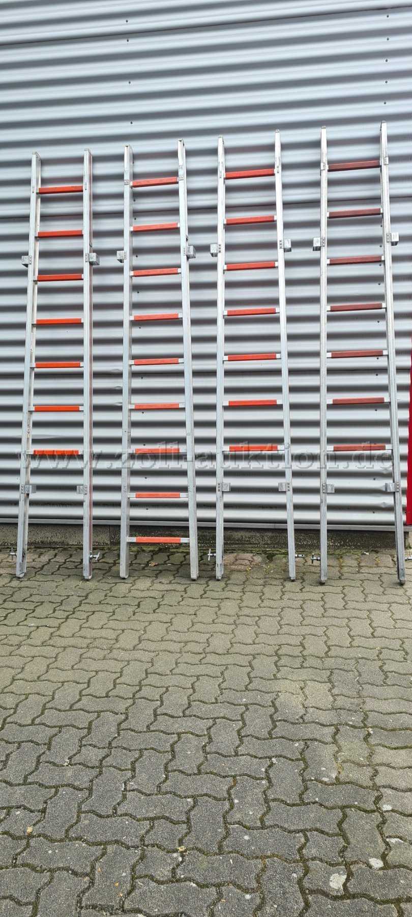 Zoll-Auktion - 1 Steckleiter Haca/ Dönges 4 B-Teile (ID 925511)