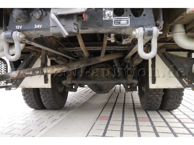 Zoll-Auktion - 1 Tanklöschfahrzeug (TLF 16/25) Mercedes Benz, Typ: 1120 AF (ID 919608)