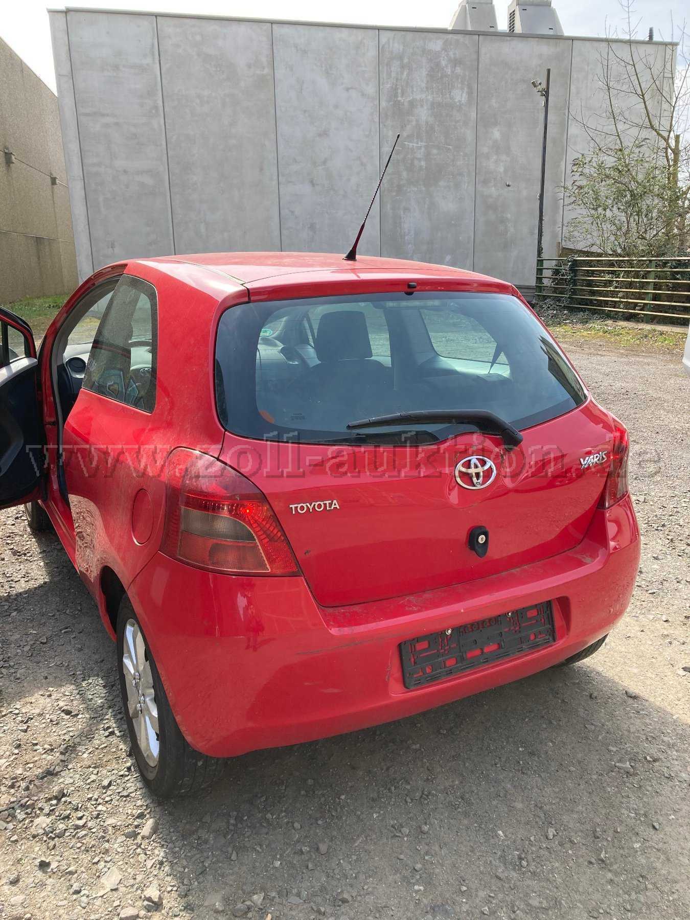 Zoll-Auktion - 1 Toyota Yaris (ID 964102)