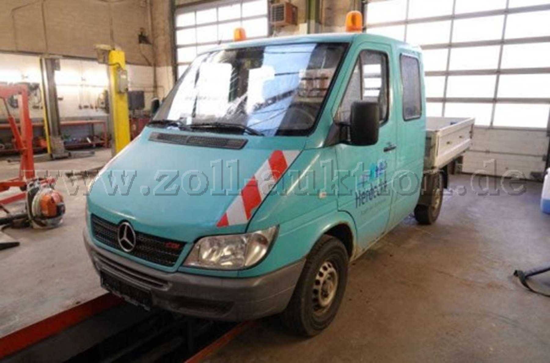 Zoll-Auktion - 1 Transporter Pritsche Mercedes Benz Sprinter 208 CDI ...