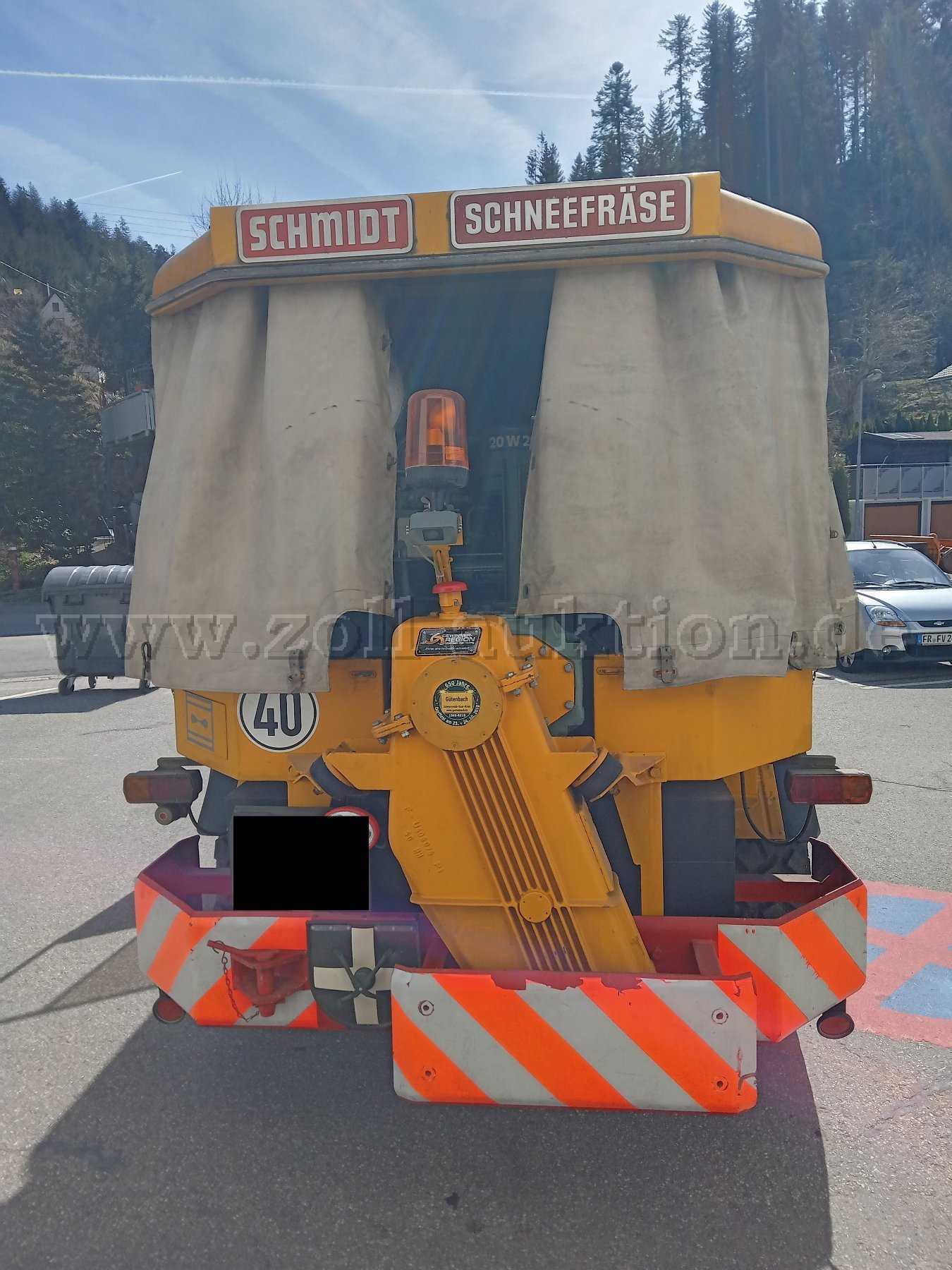 Zoll-Auktion - 1 Unimog 406, Schmidt Schneefräse, Selbstfahrennde ...