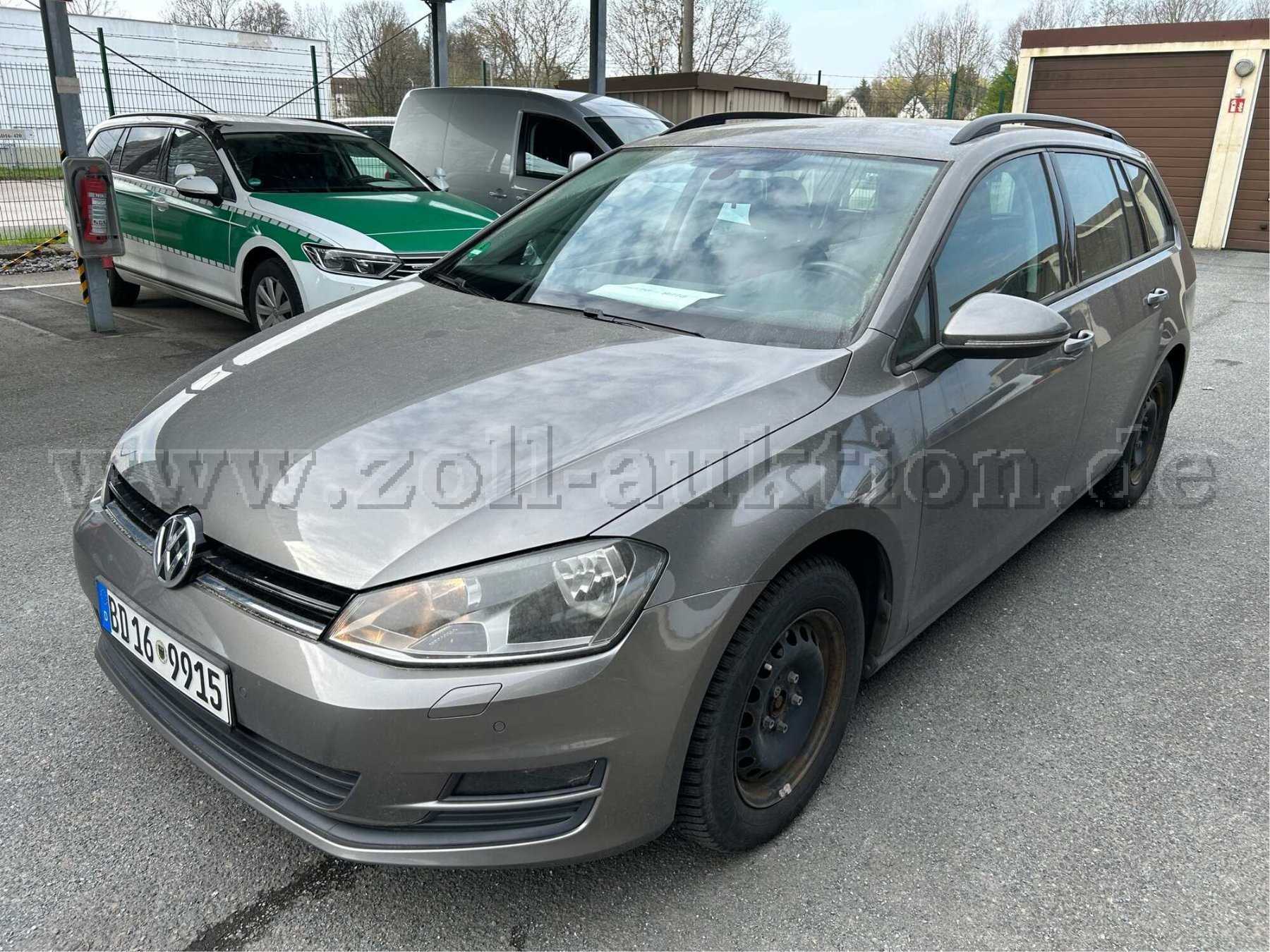 Zoll-Auktion - 1 Volkswagen Golf VII Variant 1.6 TDI BMT Comfortline ...