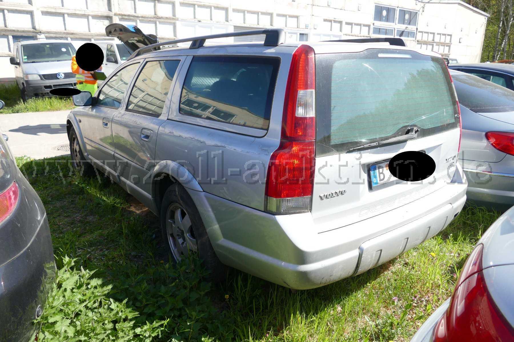 Zoll-Auktion - 1 Volvo XC 70 AWD Cross Country Kombi (ID 963525)