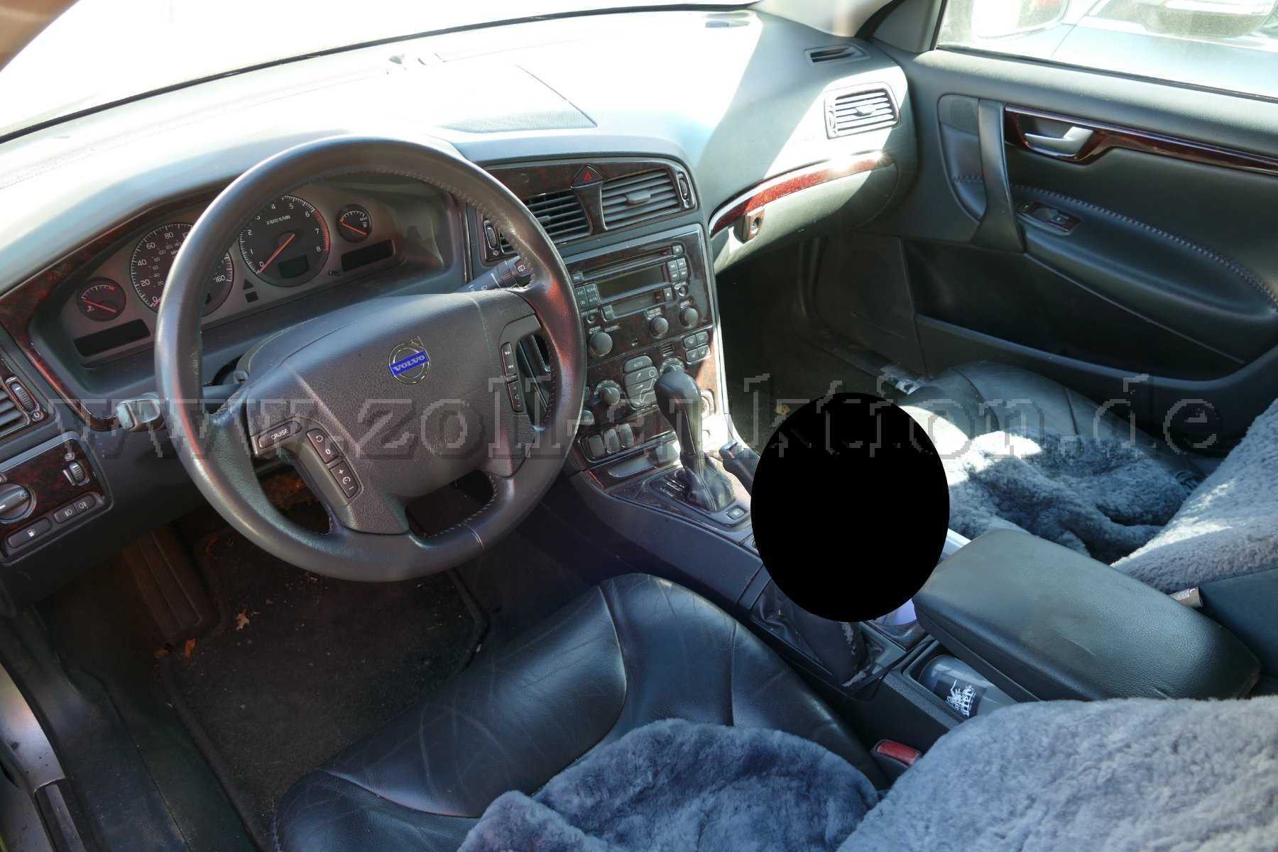 Zoll-Auktion - 1 Volvo XC 70 AWD Cross Country Kombi (ID 963525)