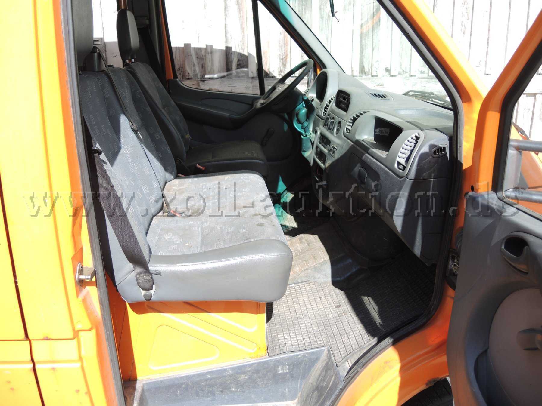 Zoll-Auktion - 1 gebr. Daimler Chrysler Sprinter 208 CDI DoKa mit ...