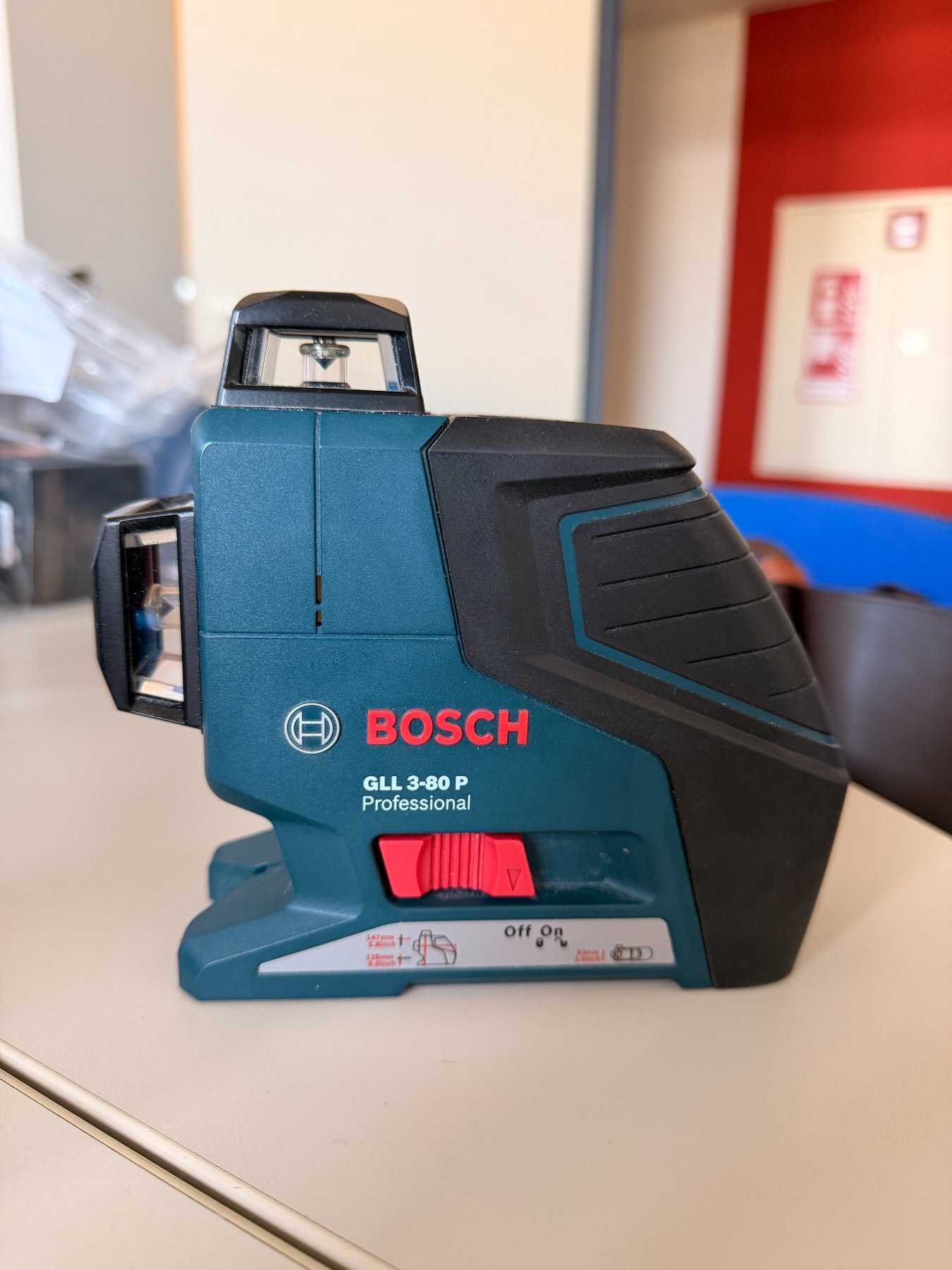 Zoll-Auktion - 1 original Bosch Linienlaser GLL 3-80 P, gebraucht (ID ...