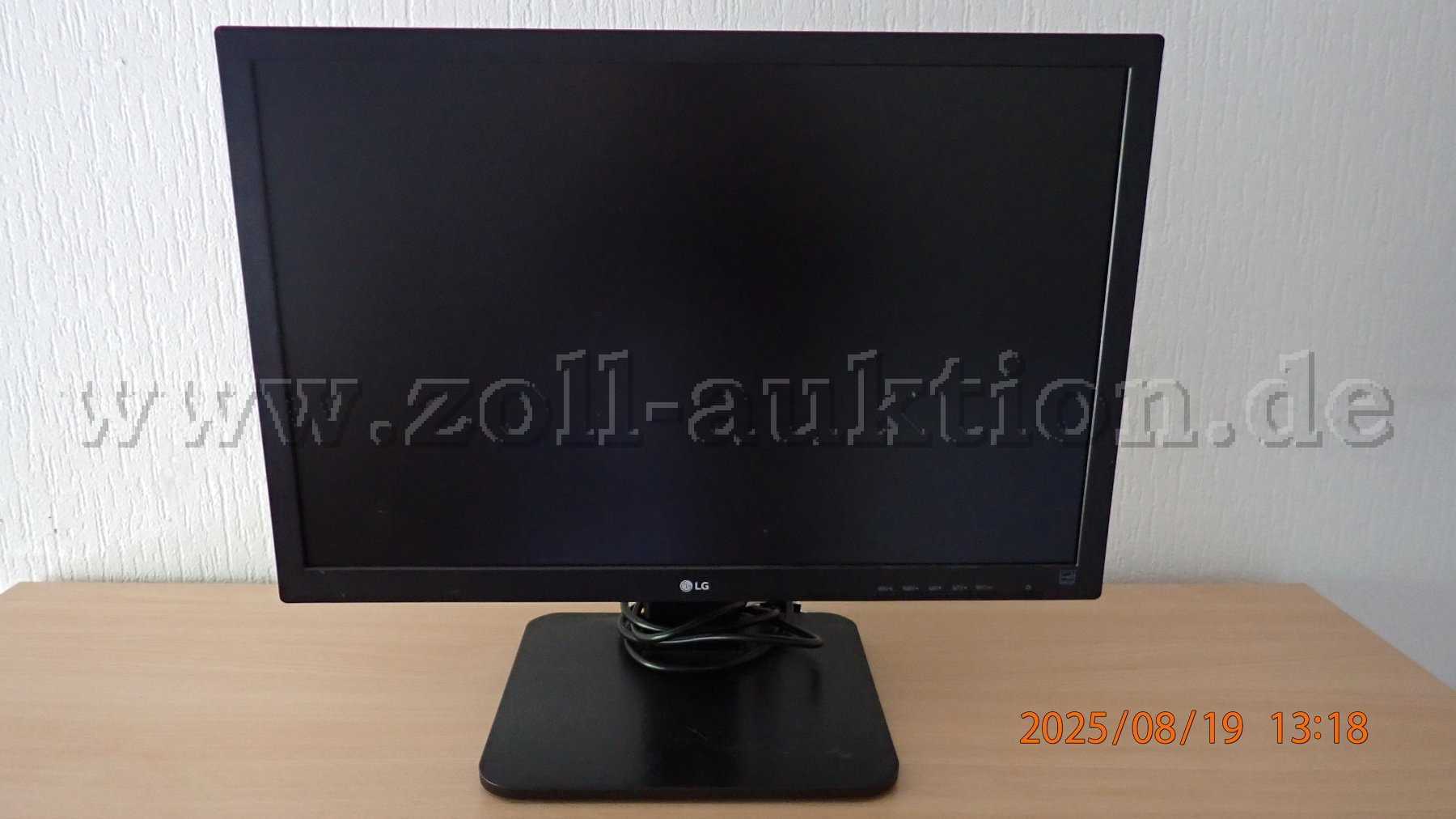 Zoll-Auktion - 2 LG IPS LED Monitor 24" (ID 921650)