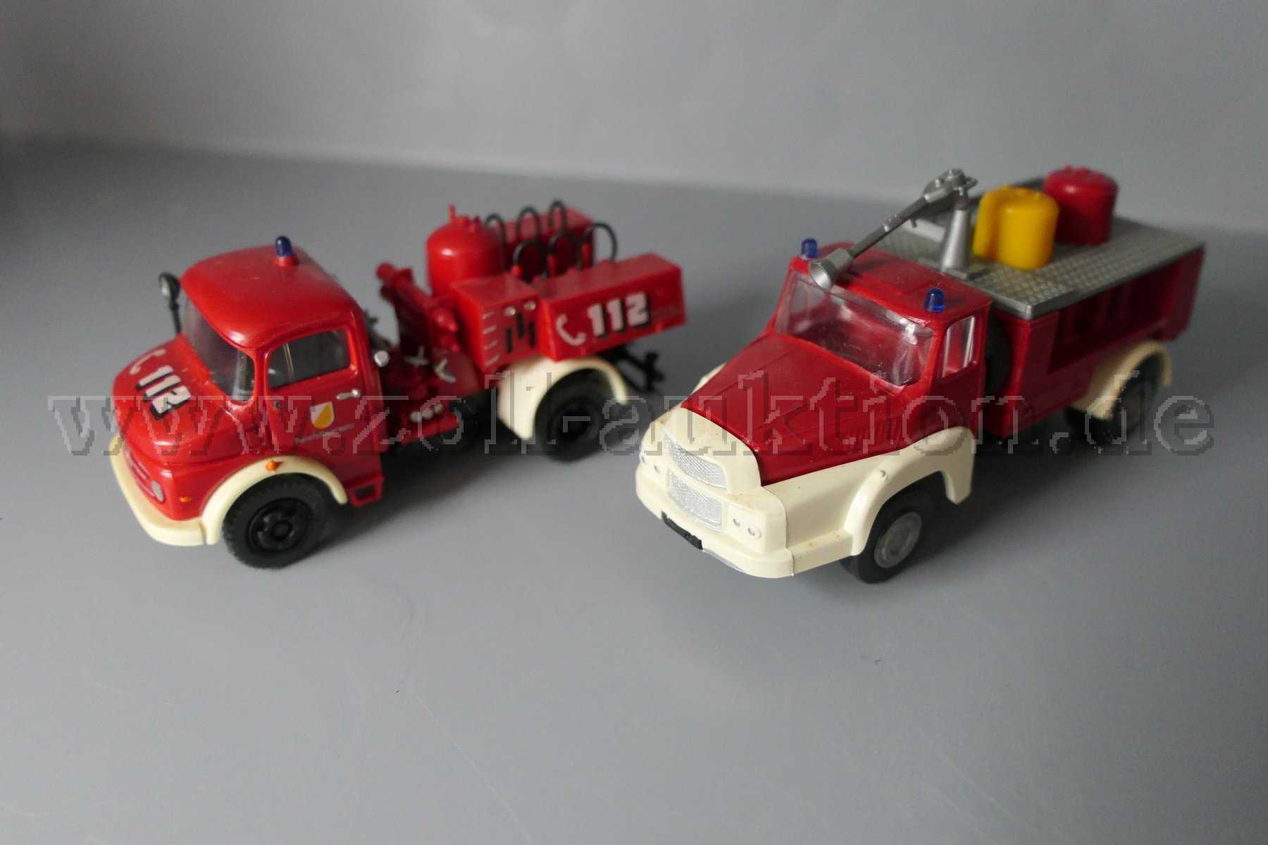 Zoll-Auktion - 2 Modellfahrzeuge, Preiser Mercedes Benz PLF 750 und ...