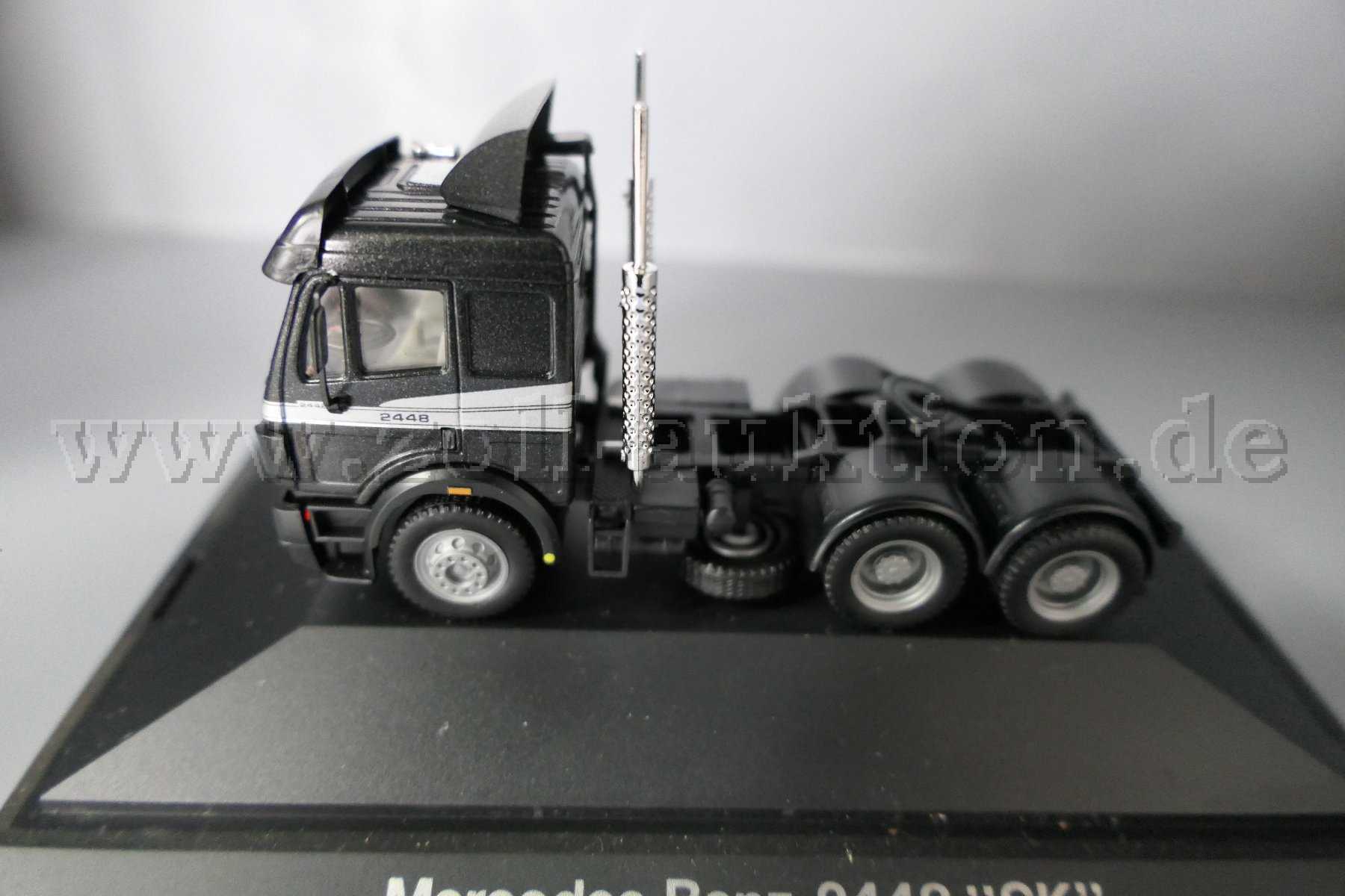 Zoll-Auktion - 2 Sattelzugmaschinen von Herpa Mercedes Benz 2448 SK und ...