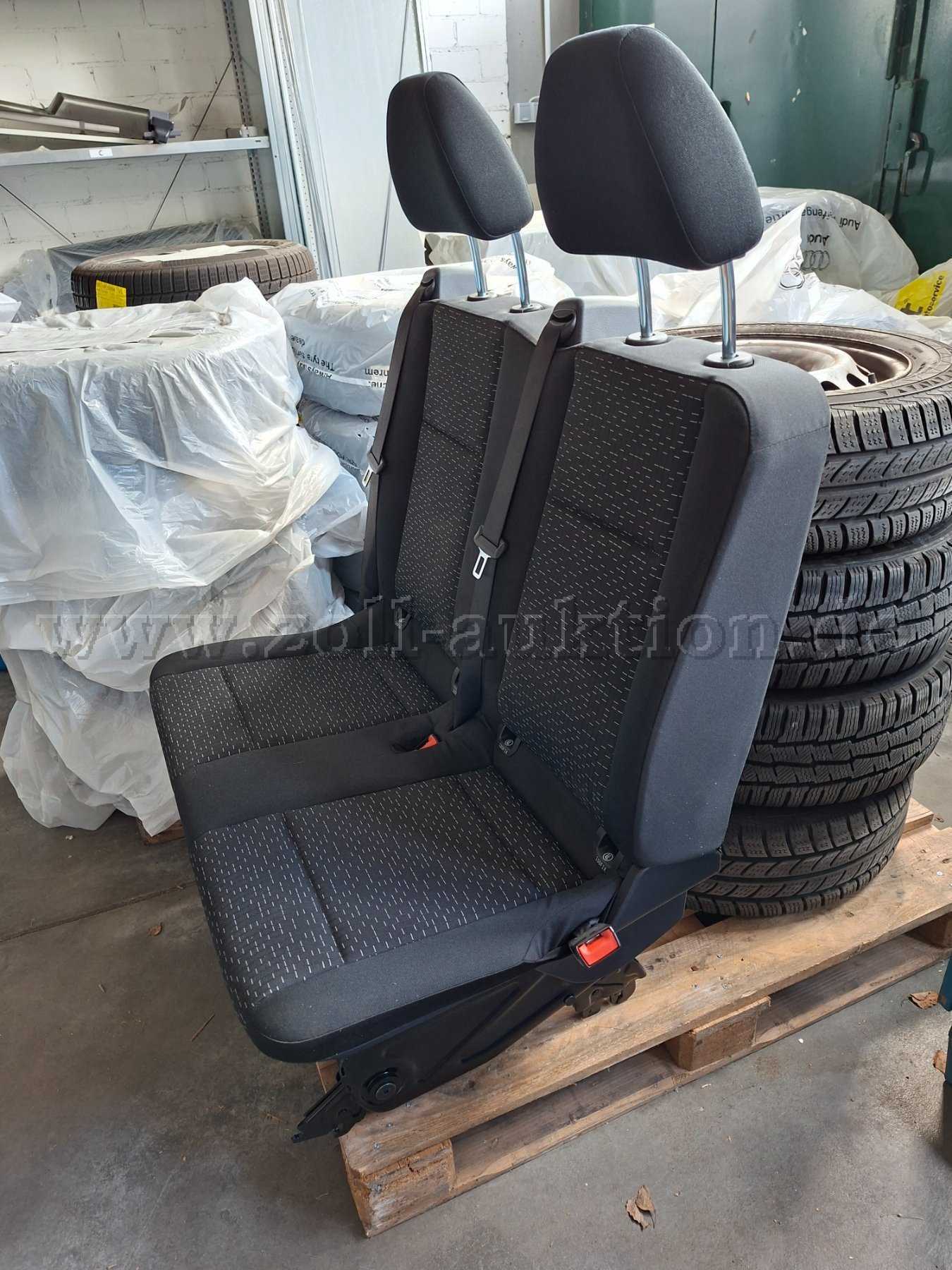 Zoll-Auktion - 2 Sitze Mercedes-Benz Vito Baujahr 2025 (ID 965939)