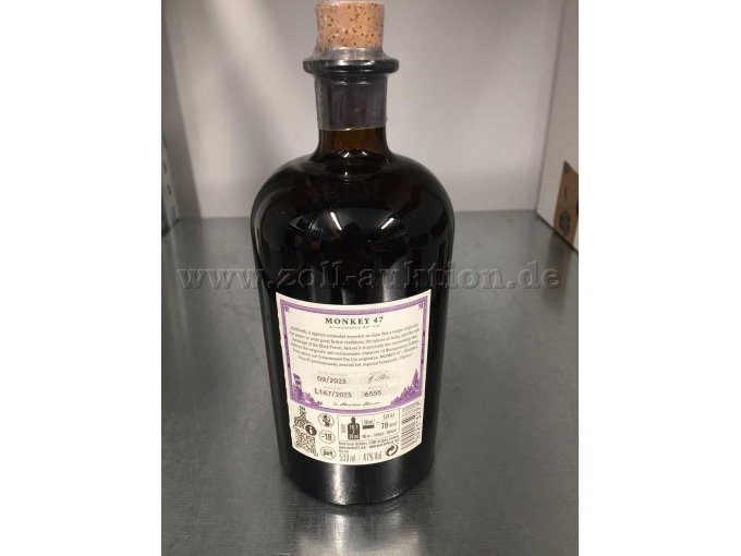 Zoll-Auktion - 30 Flaschen Monkey 47 - Schwarzwald Dry Gin (je 500ml ...
