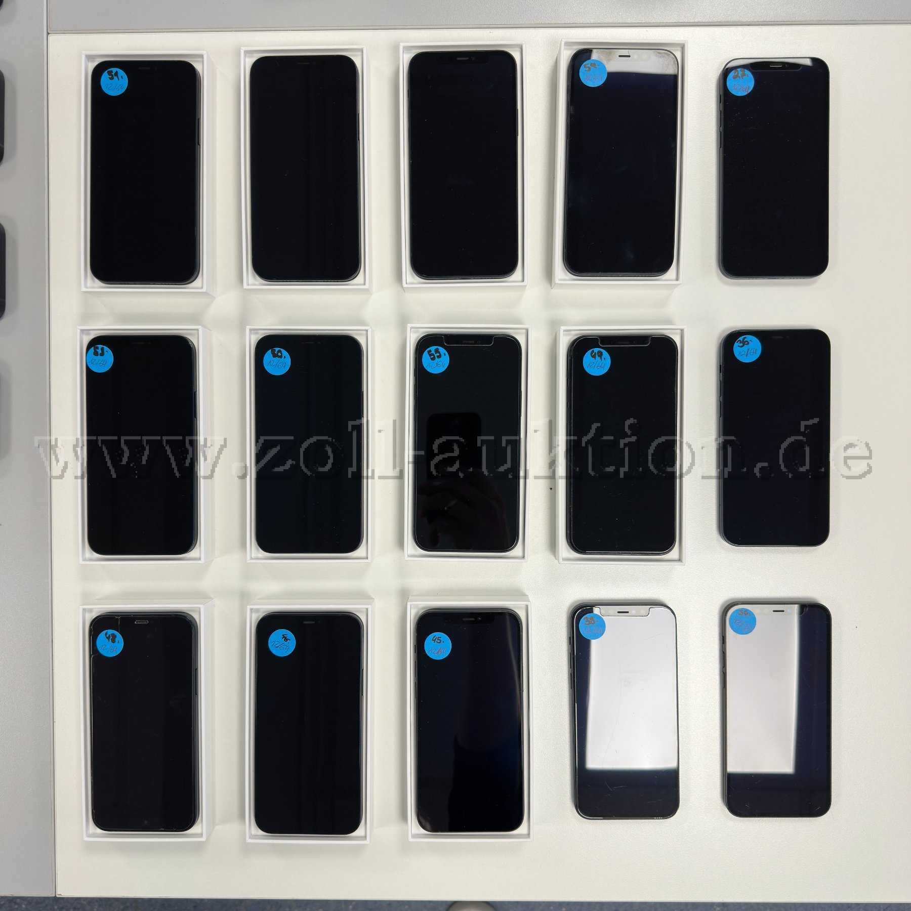 Zoll-Auktion - 43 Apple iPhones (iPhone 12, iPhone 11) (ID 941923)