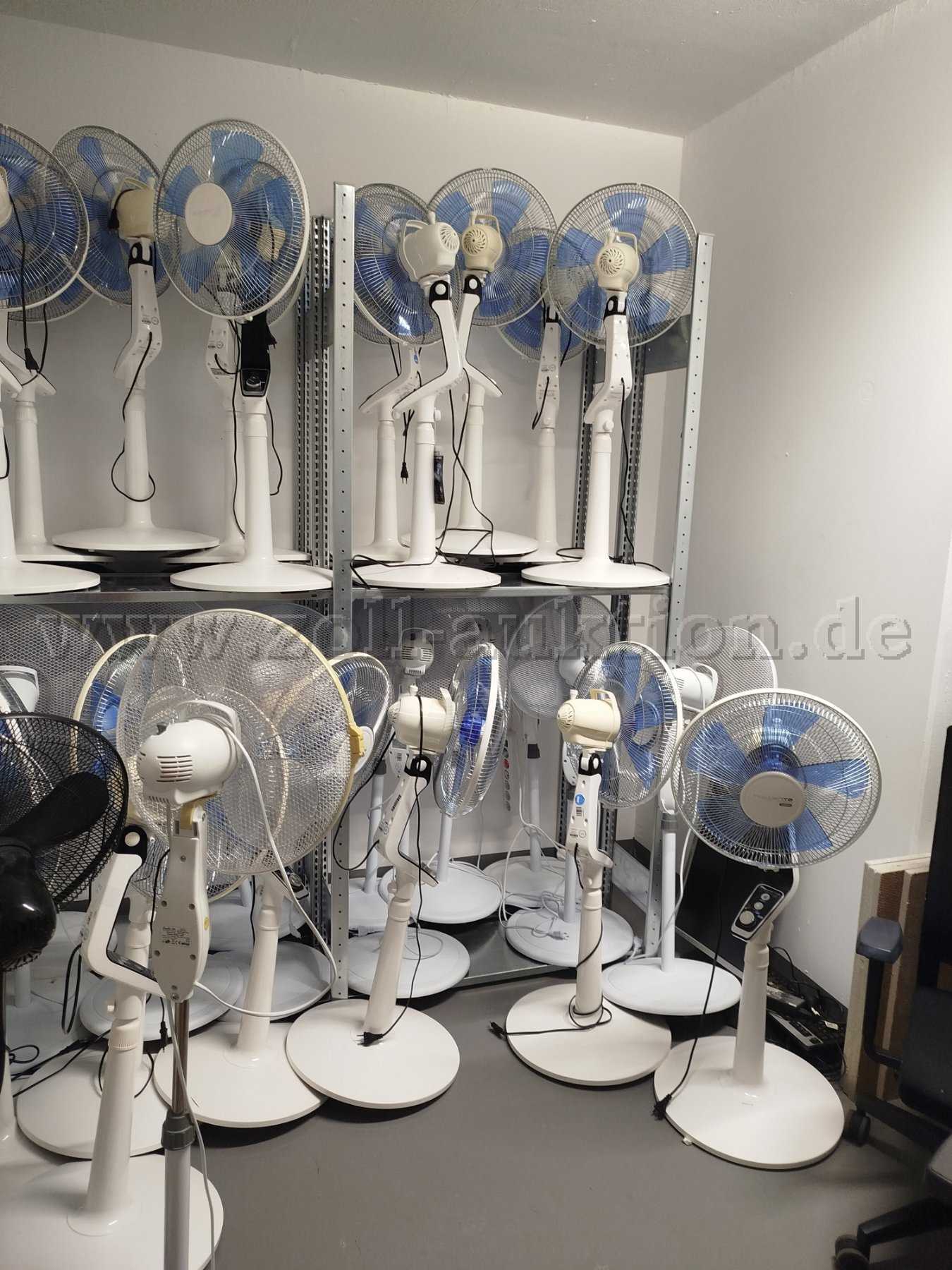 Zoll-Auktion - 5 Stand-Ventilatoren (Rowenta VU5640) (ID 963927)
